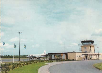 Axamo Flygplats, Jönköping. Flygplan på marken. | Köp på Tradera ...