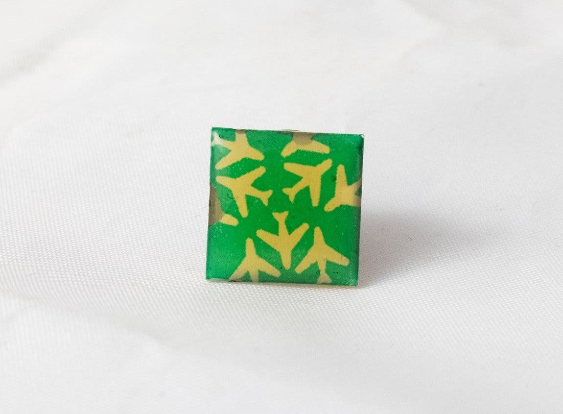 Flygplan radar - flight radar pin .. | Köp från analogi på Tradera ...