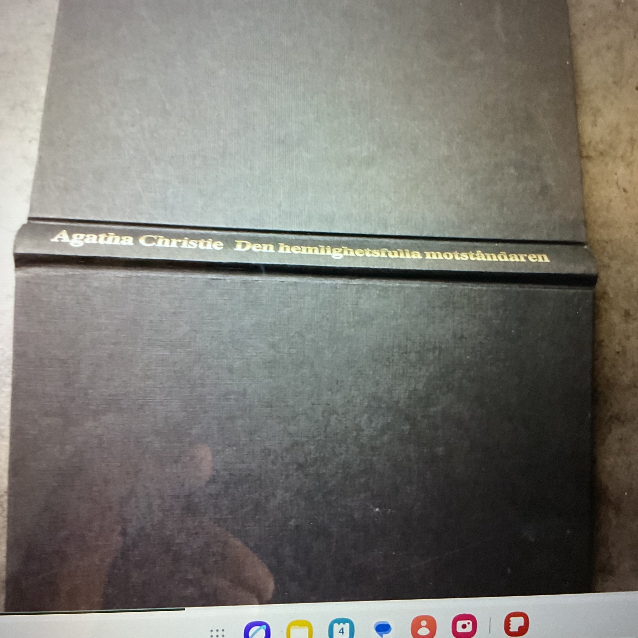 Agatha Christie - Den hemlighetsfulla motstånda.. | Köp på Tradera ...