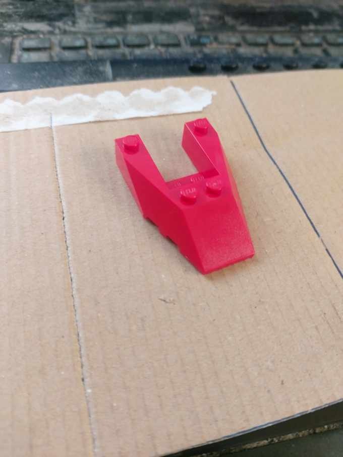 lego ny röd 4x6 triple slope 2x3 2x2 cut out | Köp på Tradera (612240091)