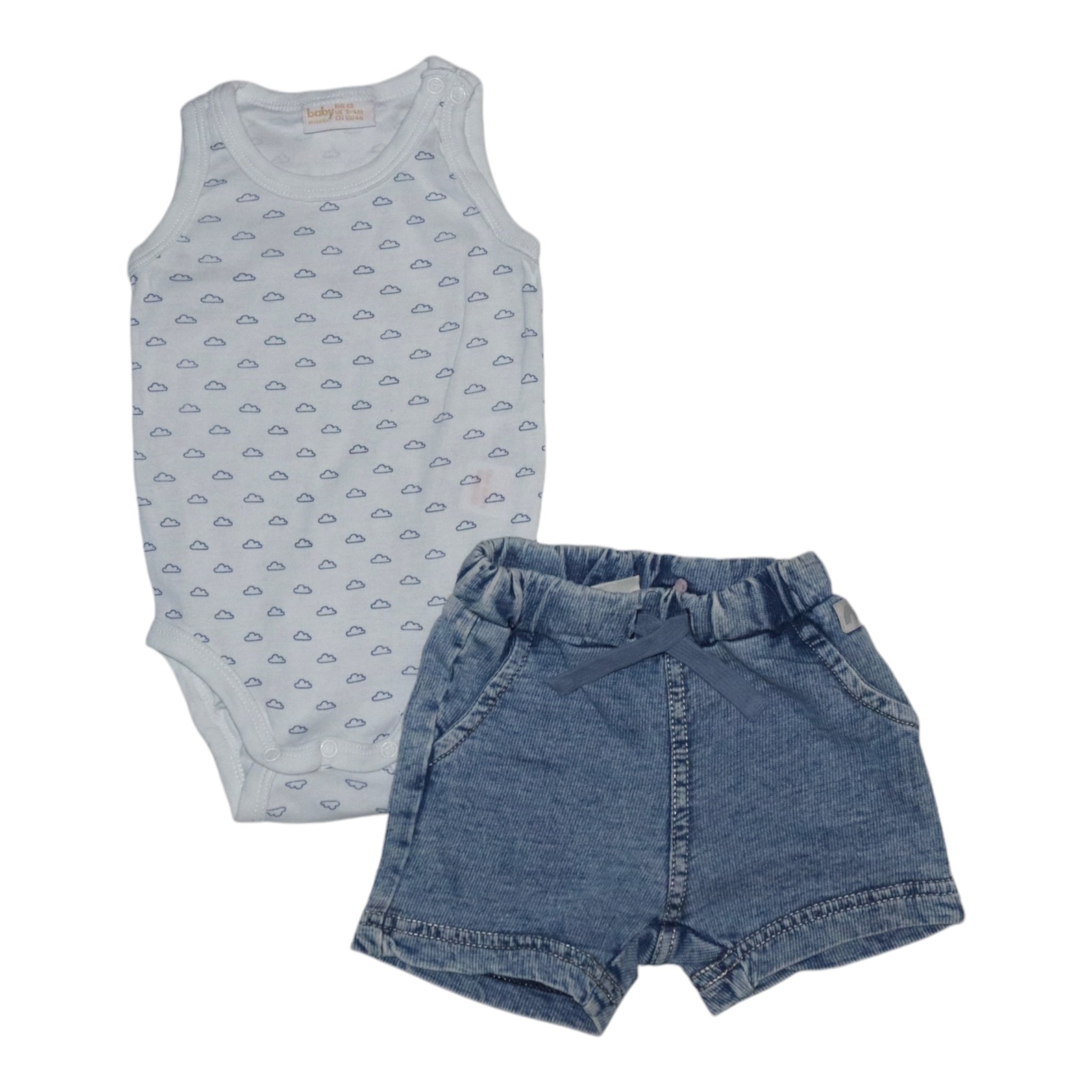 Linne Body & Jeans Shorts M.. | Köp från Barnens_Budget på Tradera ...