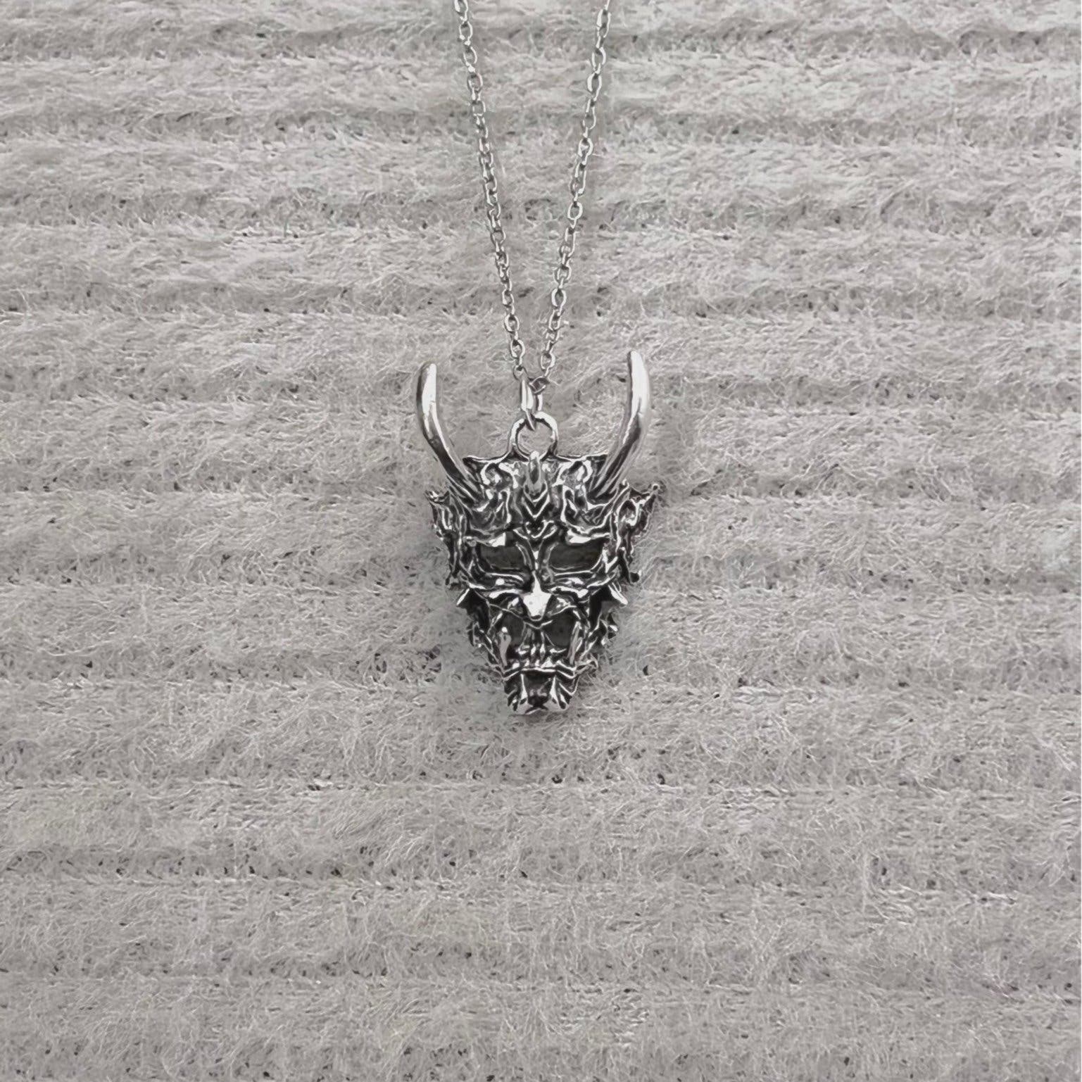Demon Silver Necklace | Köp på Tradera (705803720)