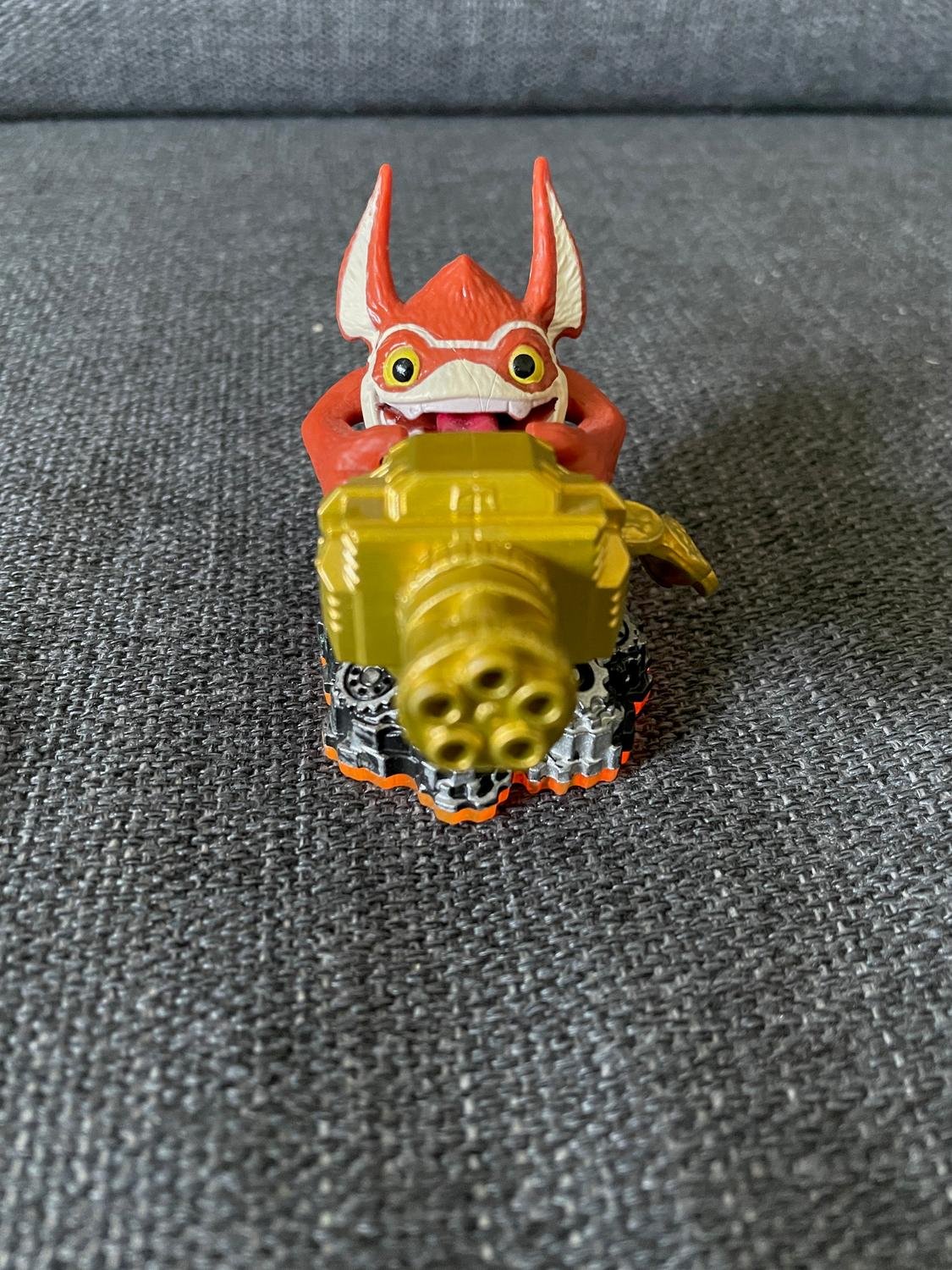 Trigger Happy Skylanders Giants | Köp på Tradera (672175375)