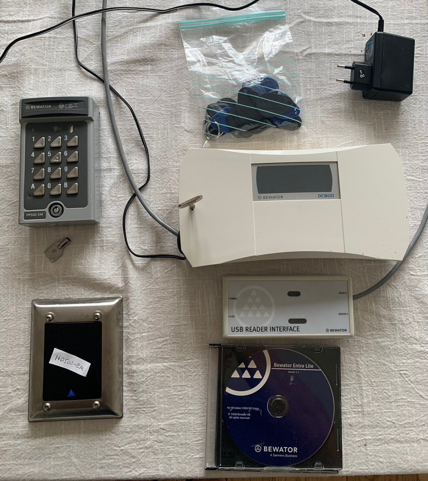 Se produkter som liknar Bewator Entro passersystem DC.. på Tradera ...