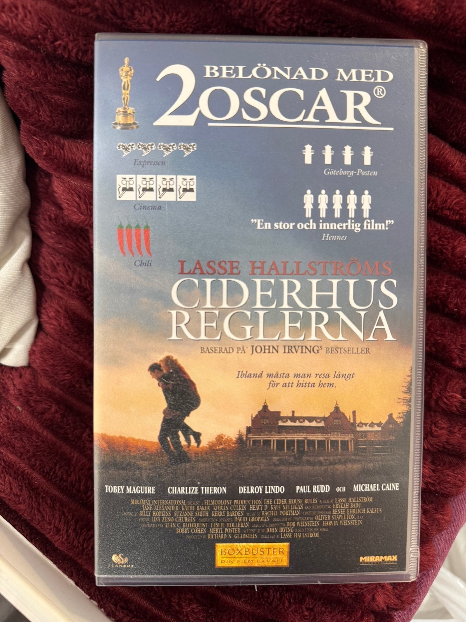 Se produkter som liknar Ciderhusreglerna - VHS på Tradera (683601642)