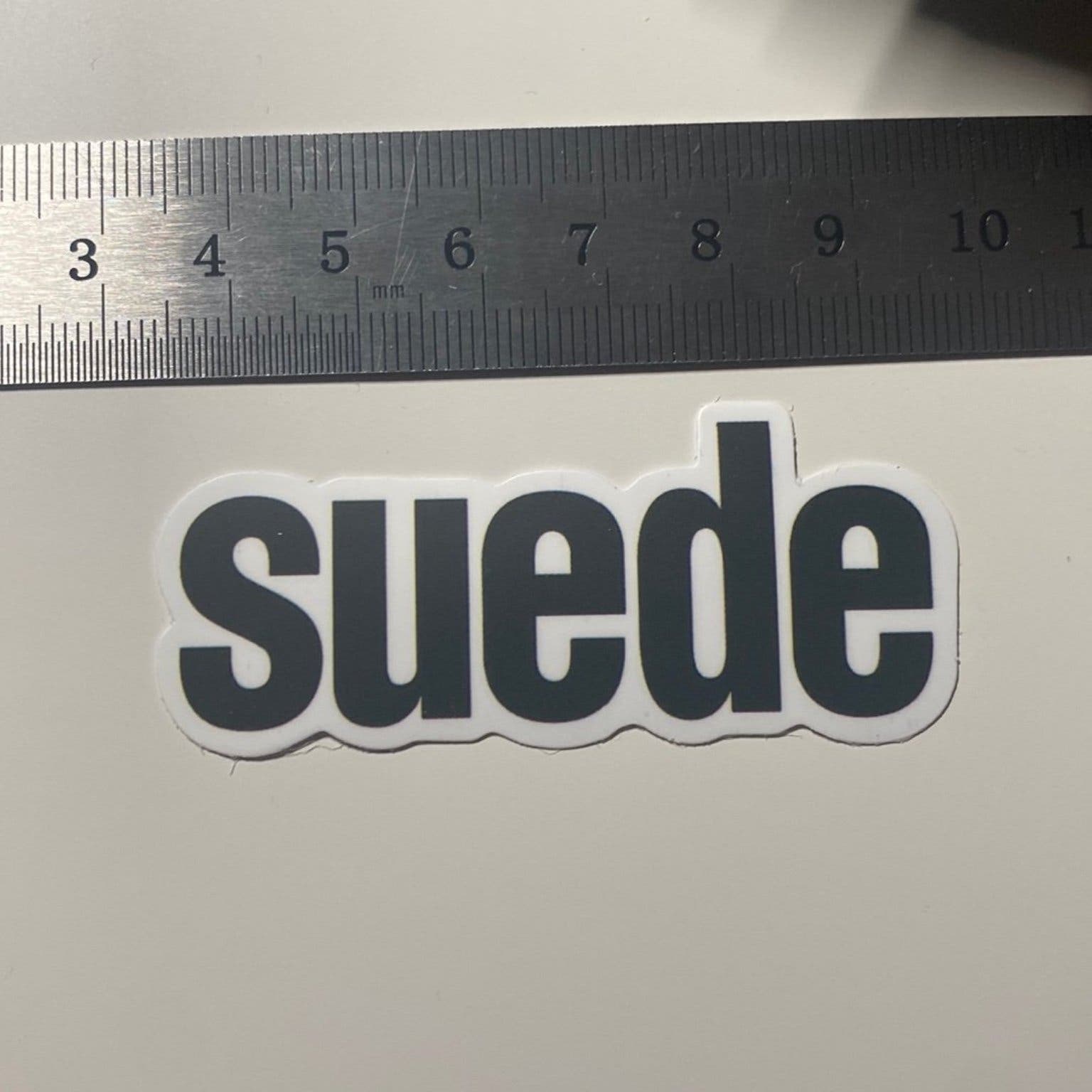 Suede Sticker klistermärken | Köp på Tradera (699680161)