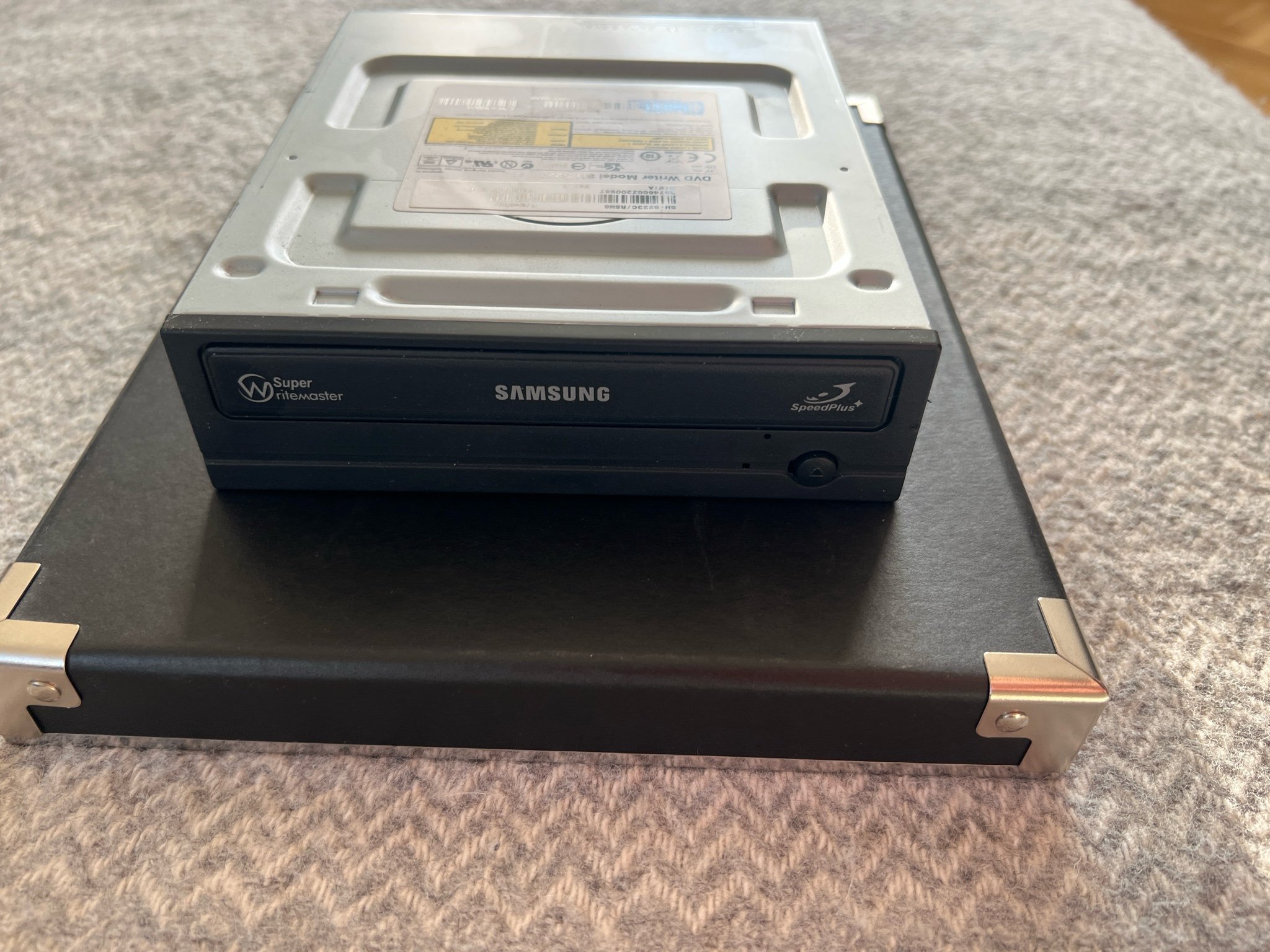 Samsung DVD Writer SH-S223 | Köp på Tradera (684421770)