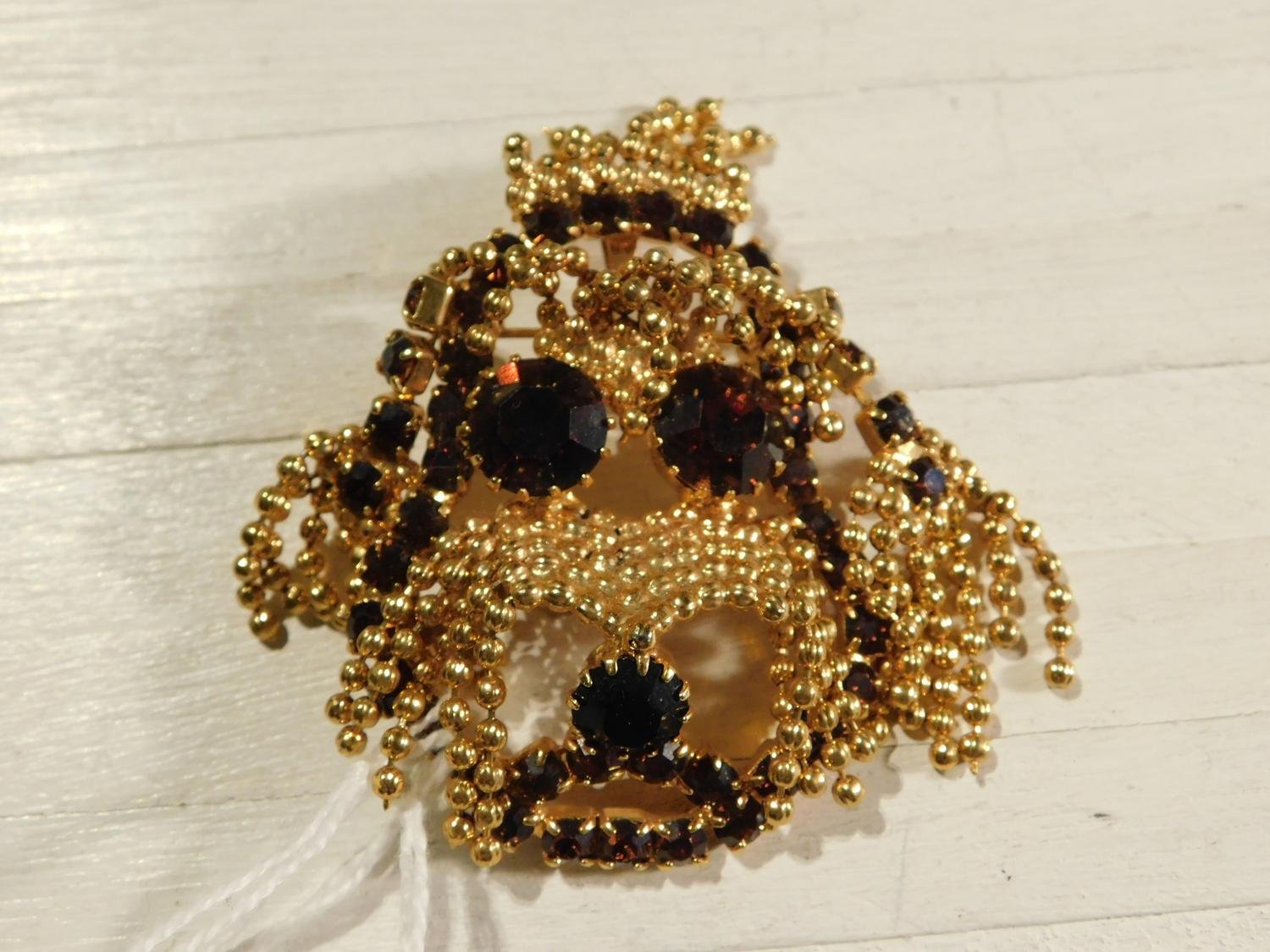 Vintage Shaggy Dog Brosch Dominic Detora Fashio.. | Köp på Tradera ...