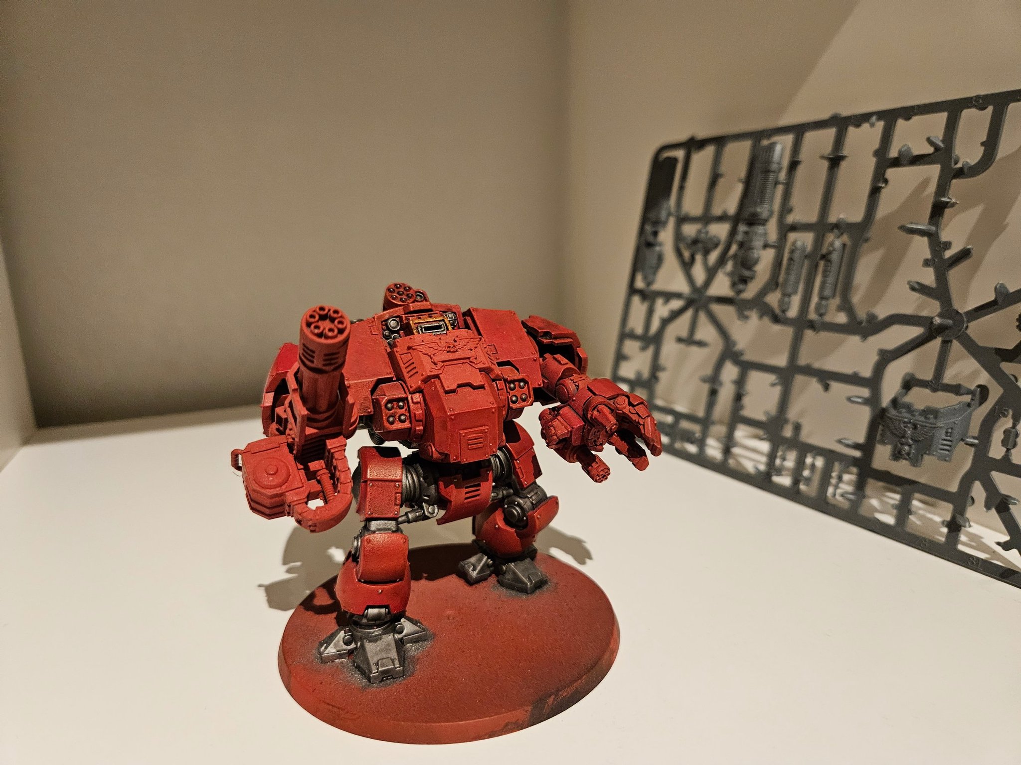 Se produkter som liknar Warhammer 40k Redemptor Dread.. på Tradera ...