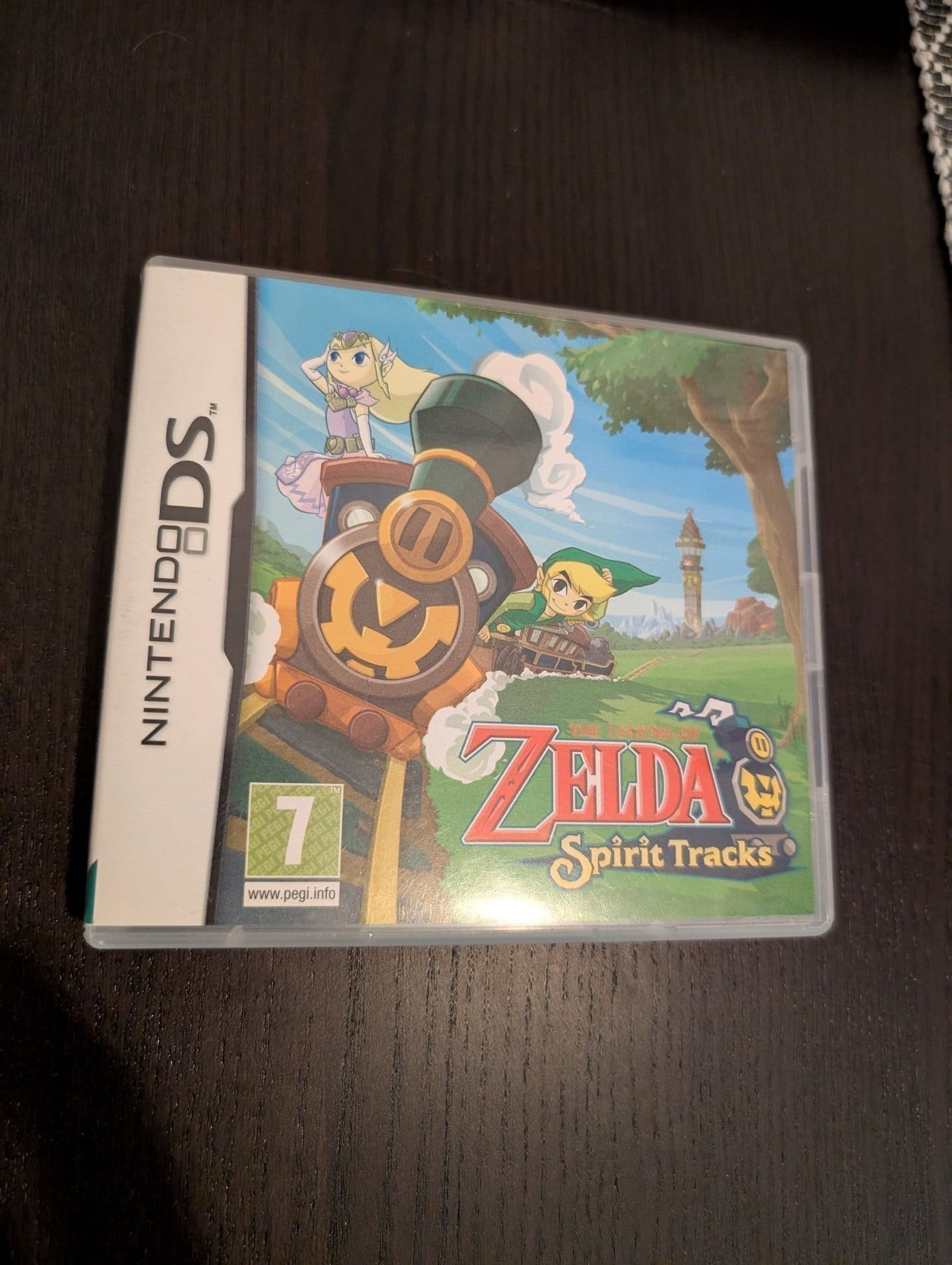 The Legend of Zelda: Spirit Tracks - Nintendo DS | Köp på Tradera ...