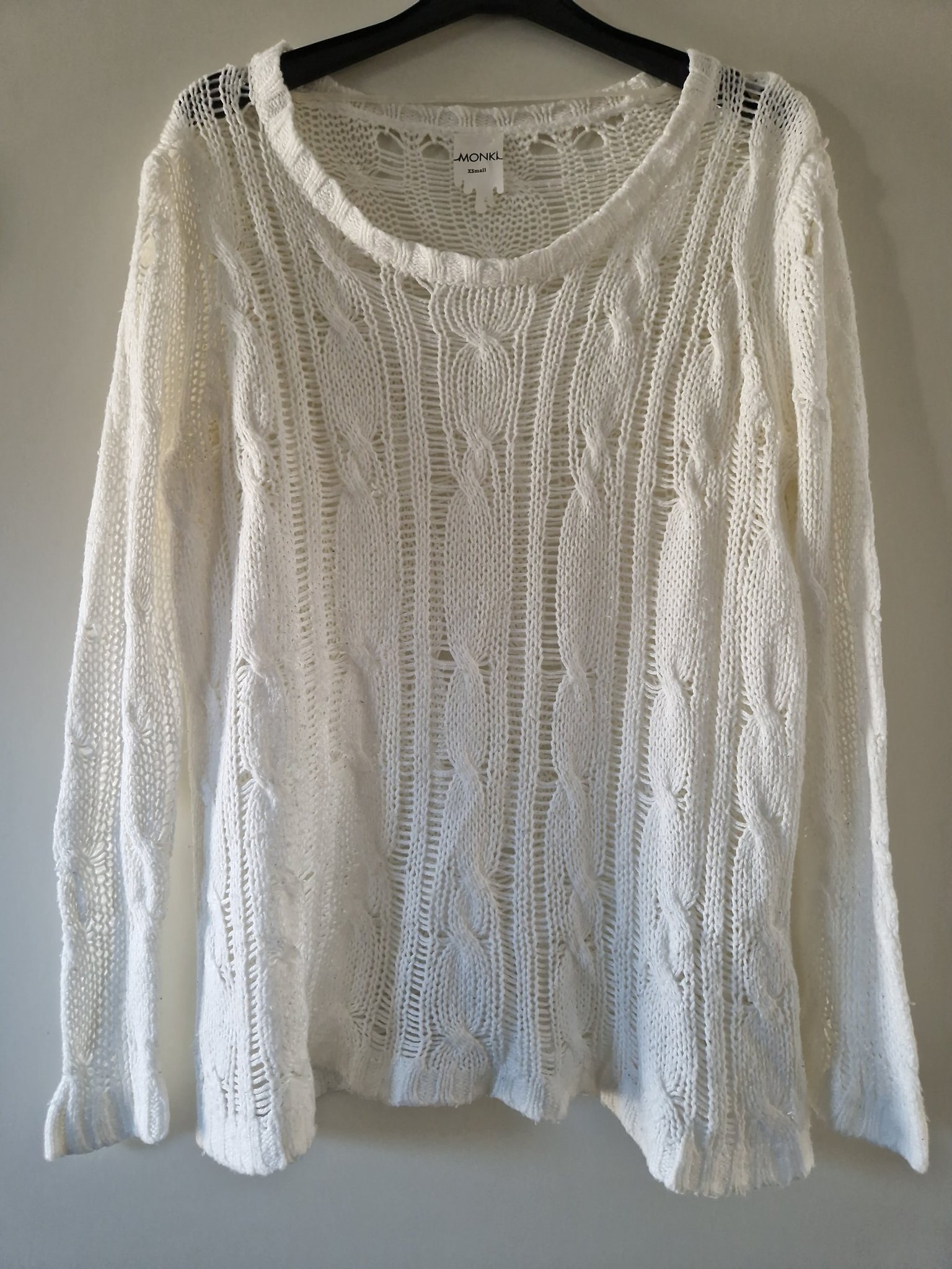 Monki vit stickad tröja, storlek XS | Köp på Tradera (709595794)