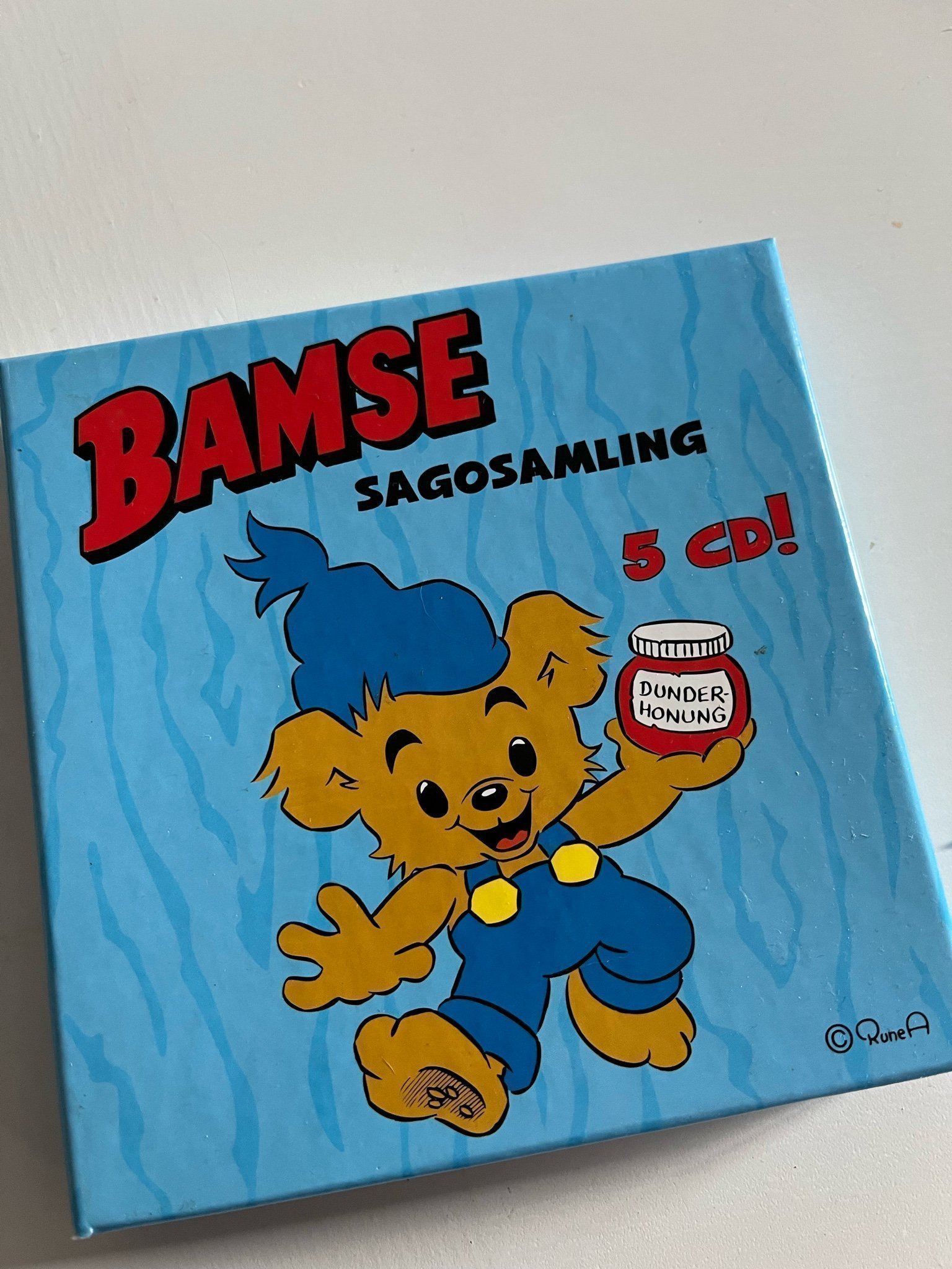 Se produkter som liknar Bamse sagosamling + bamses sa.. på Tradera ...