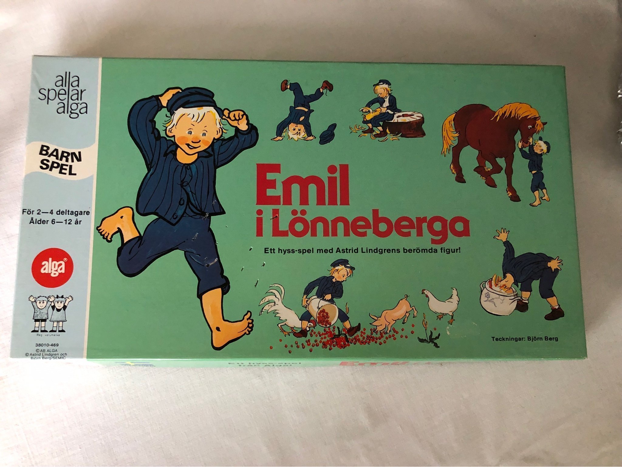 Se produkter som liknar Emil i Lönneberga brädspel på Tradera (637499509)