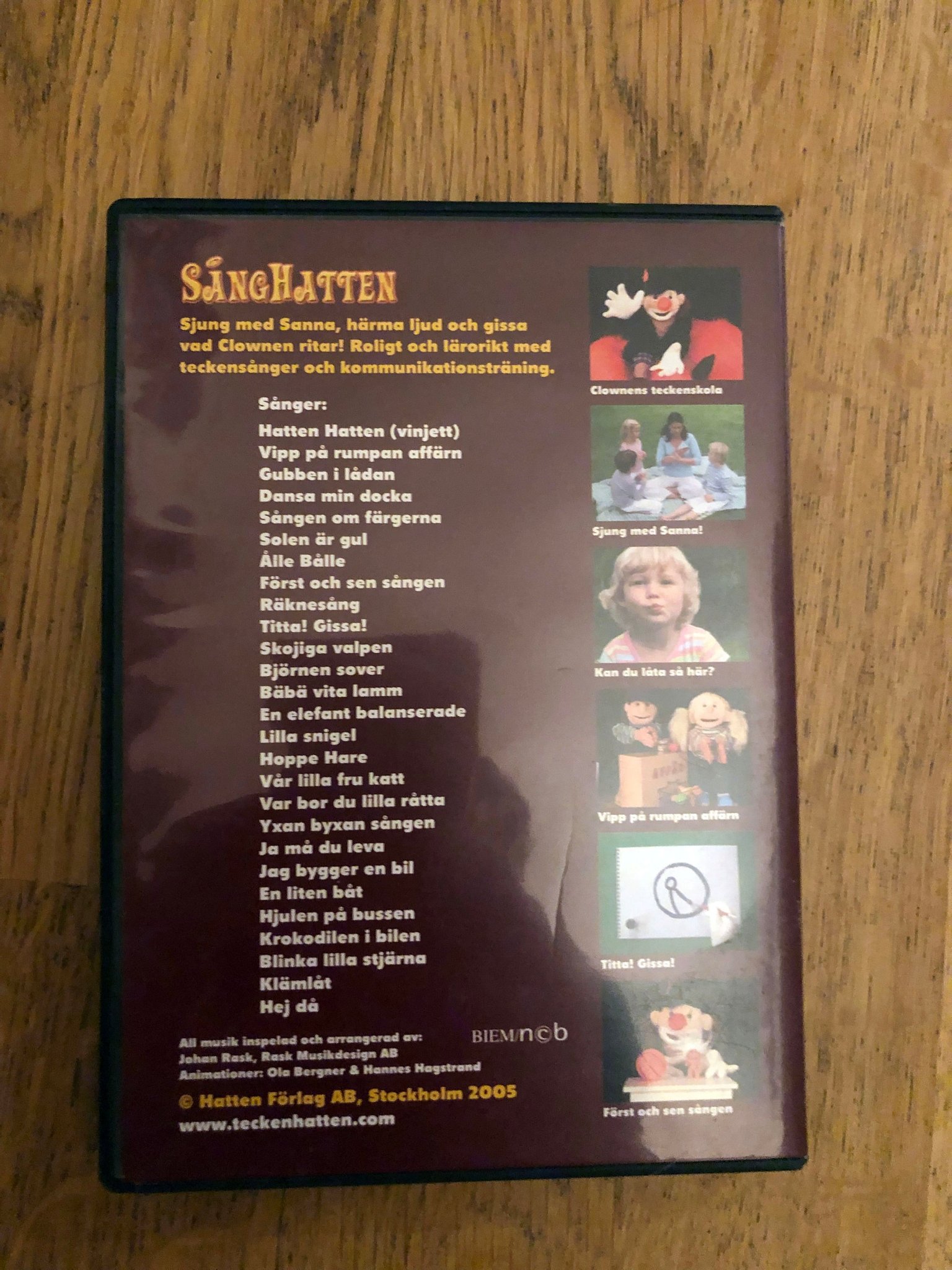 Se produkter som liknar SångHatten - Med tecken och k.. på Tradera ...