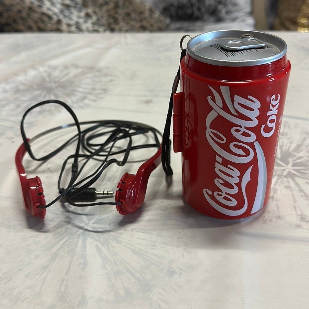 Coca-Cola style Retro Walkman | Köp på Tradera (672190156)