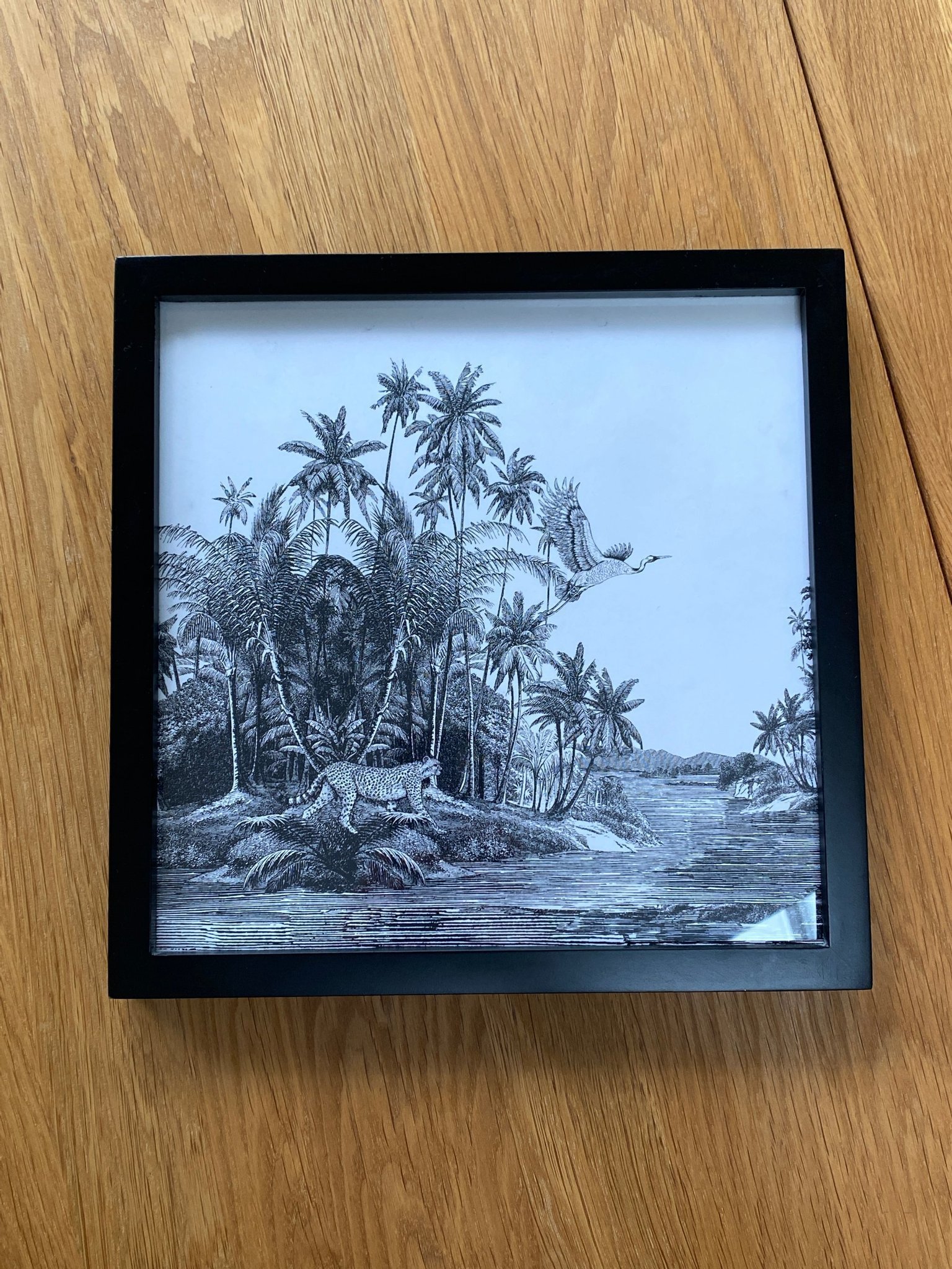 Se produkter som liknar Fin Tavla, ram med bild med e.. på Tradera ...