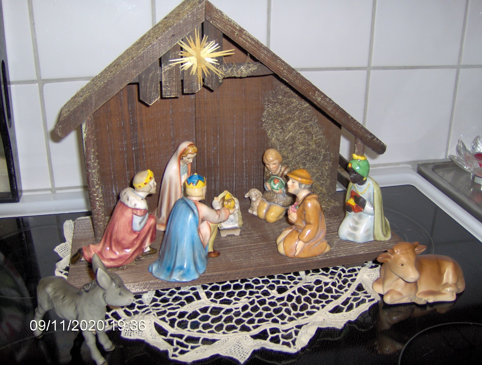 Julkrubba Goebel med 9 figurer | Barnebys