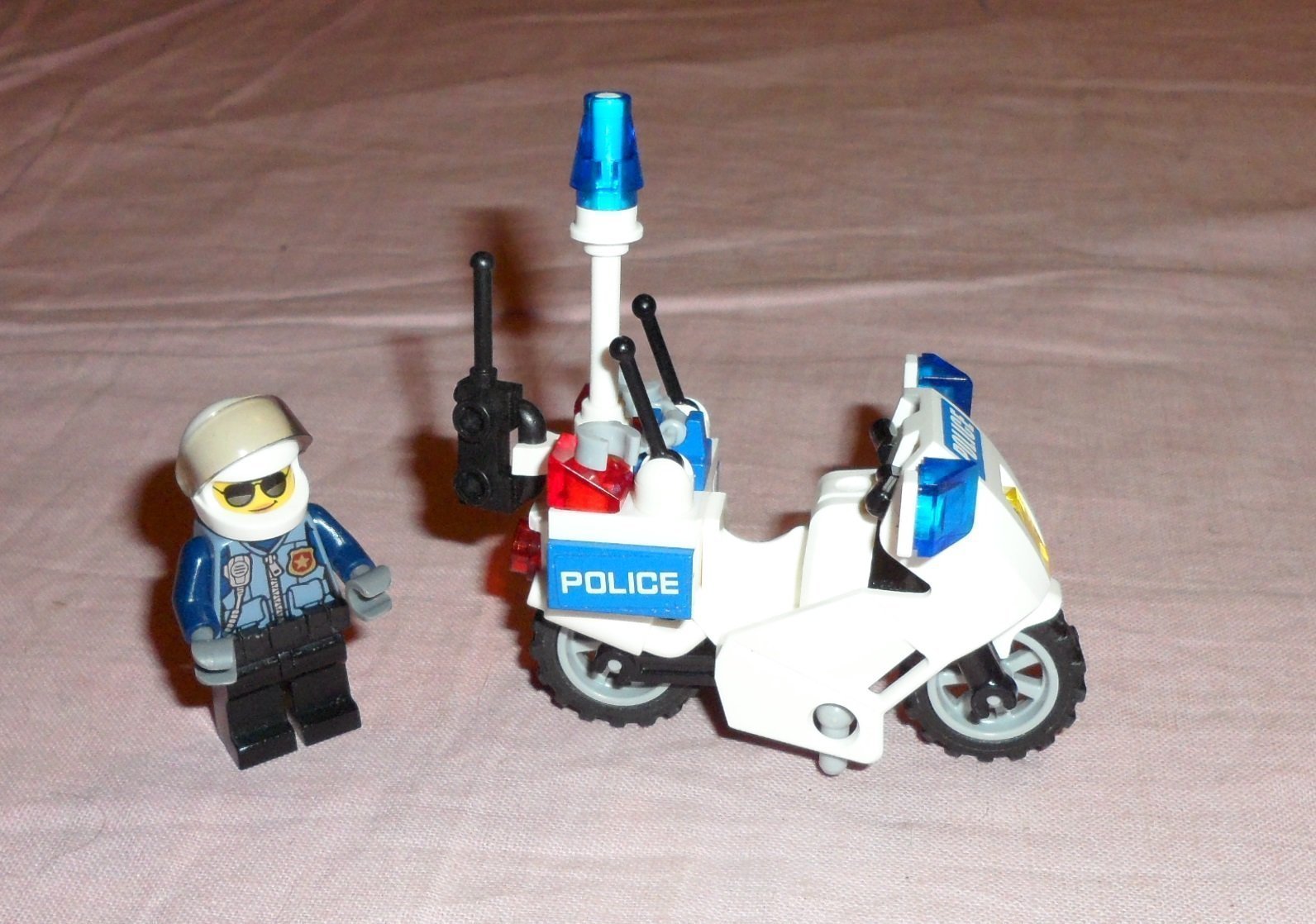 LEGO : Police Motorcycle Blue #2 | Köp på Tradera (720480995)