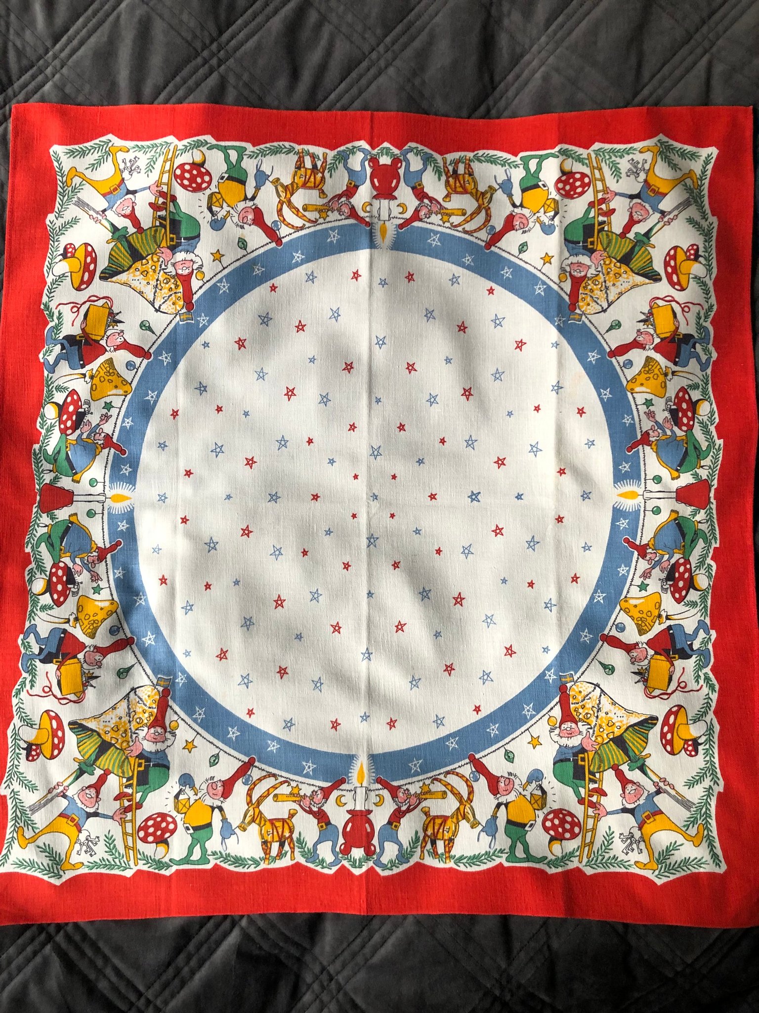 Retro tomteduk, ca 1950-60-tal | Köp på Tradera (697506810)