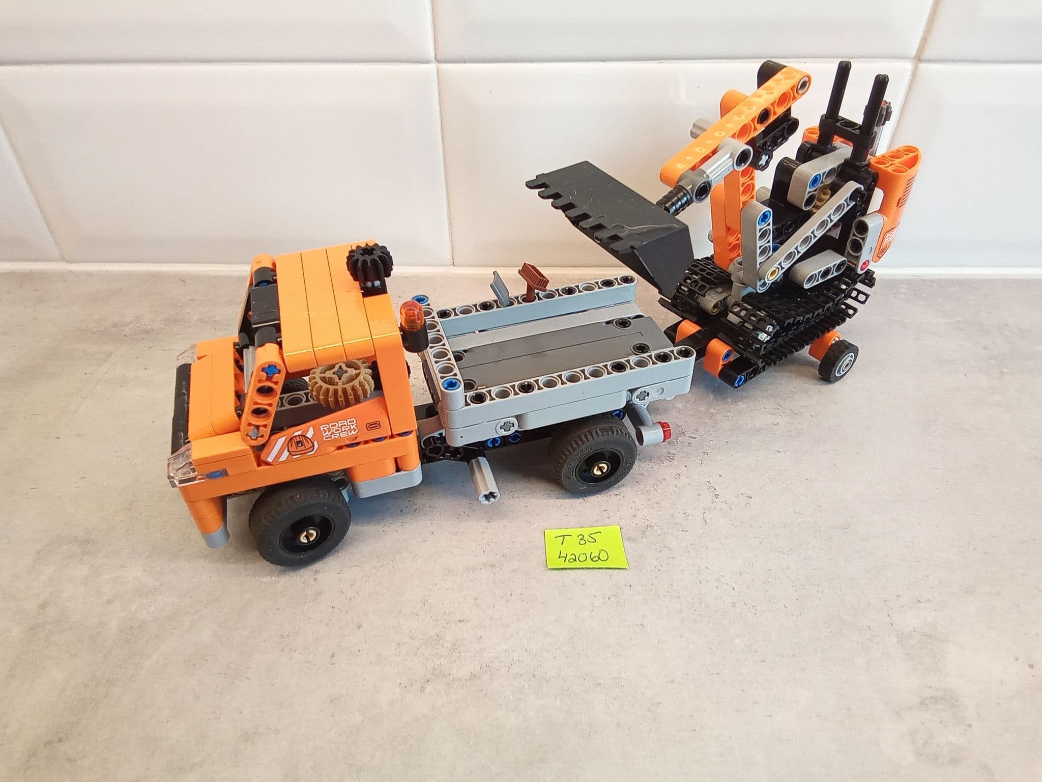 Se produkter som liknar LEGO TECHNIC 42060 på Tradera (696607727)
