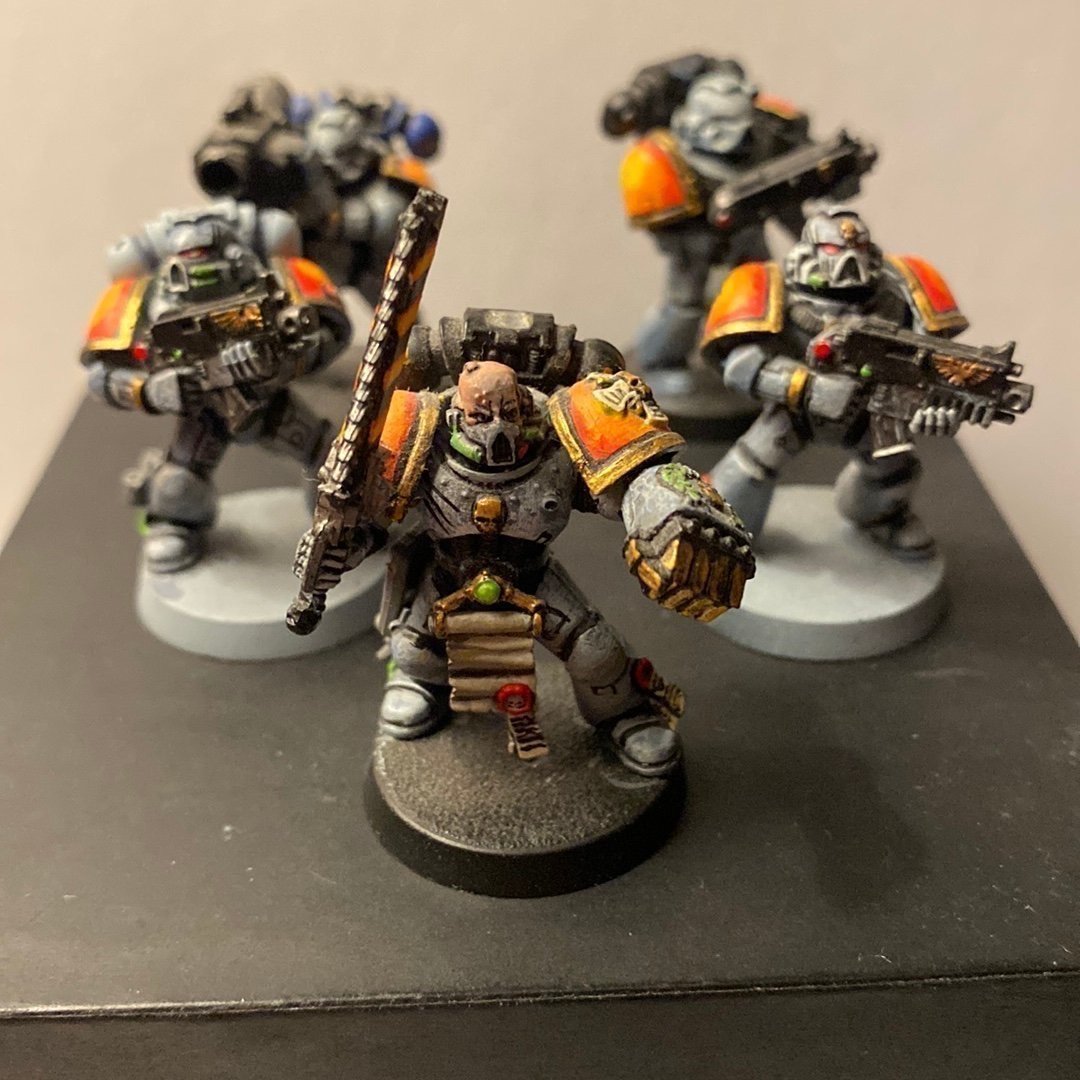 Se produkter som liknar Warhammer 40k Space Wolves As.. på Tradera ...