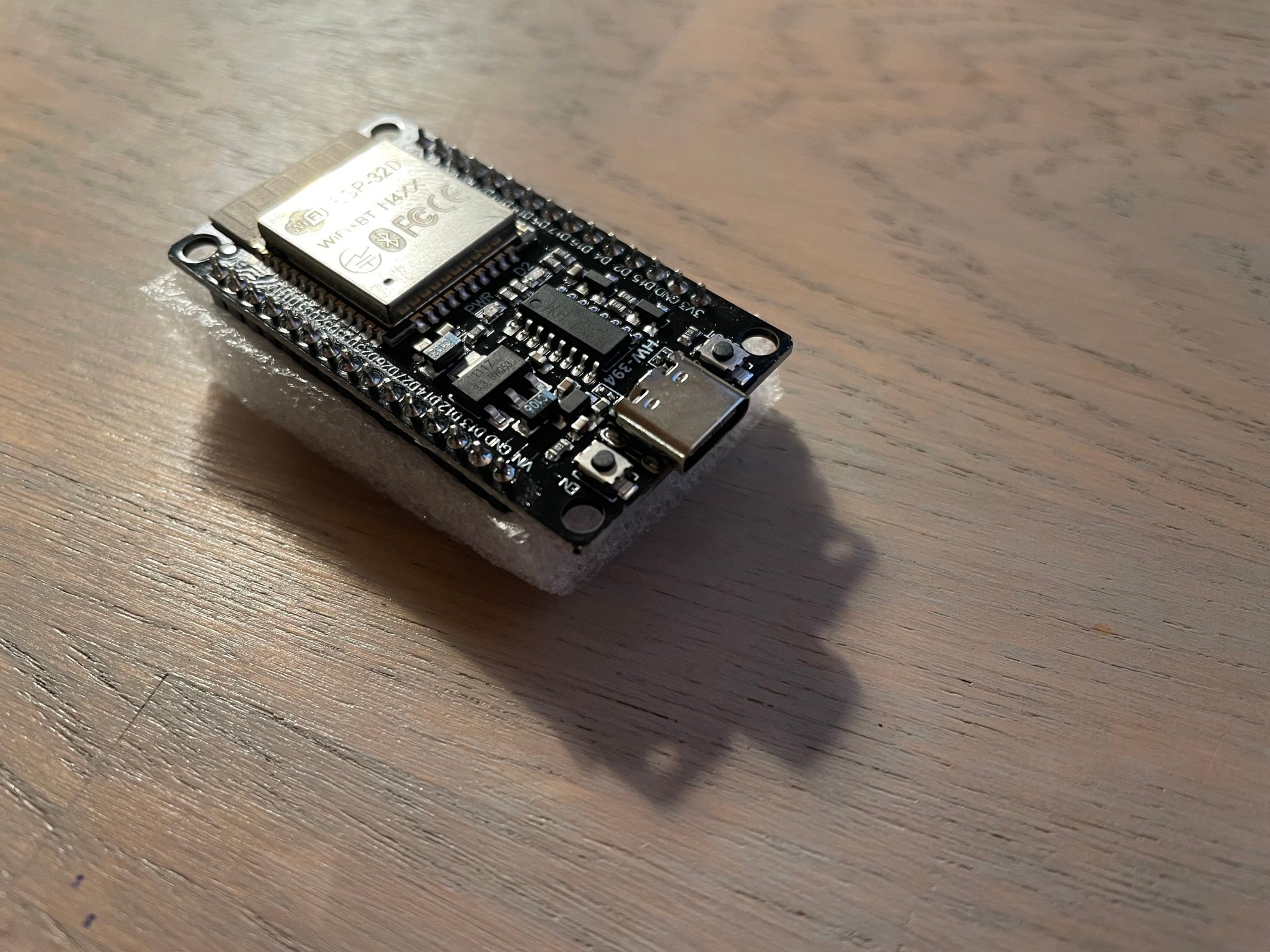 ESP32 WROOM-32D | Köp på Tradera (696308696)