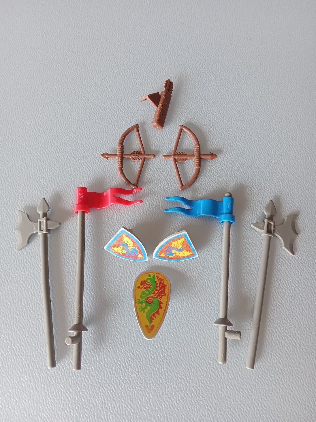 Se produkter som liknar Lego castle äldre vapen till .. på Tradera ...