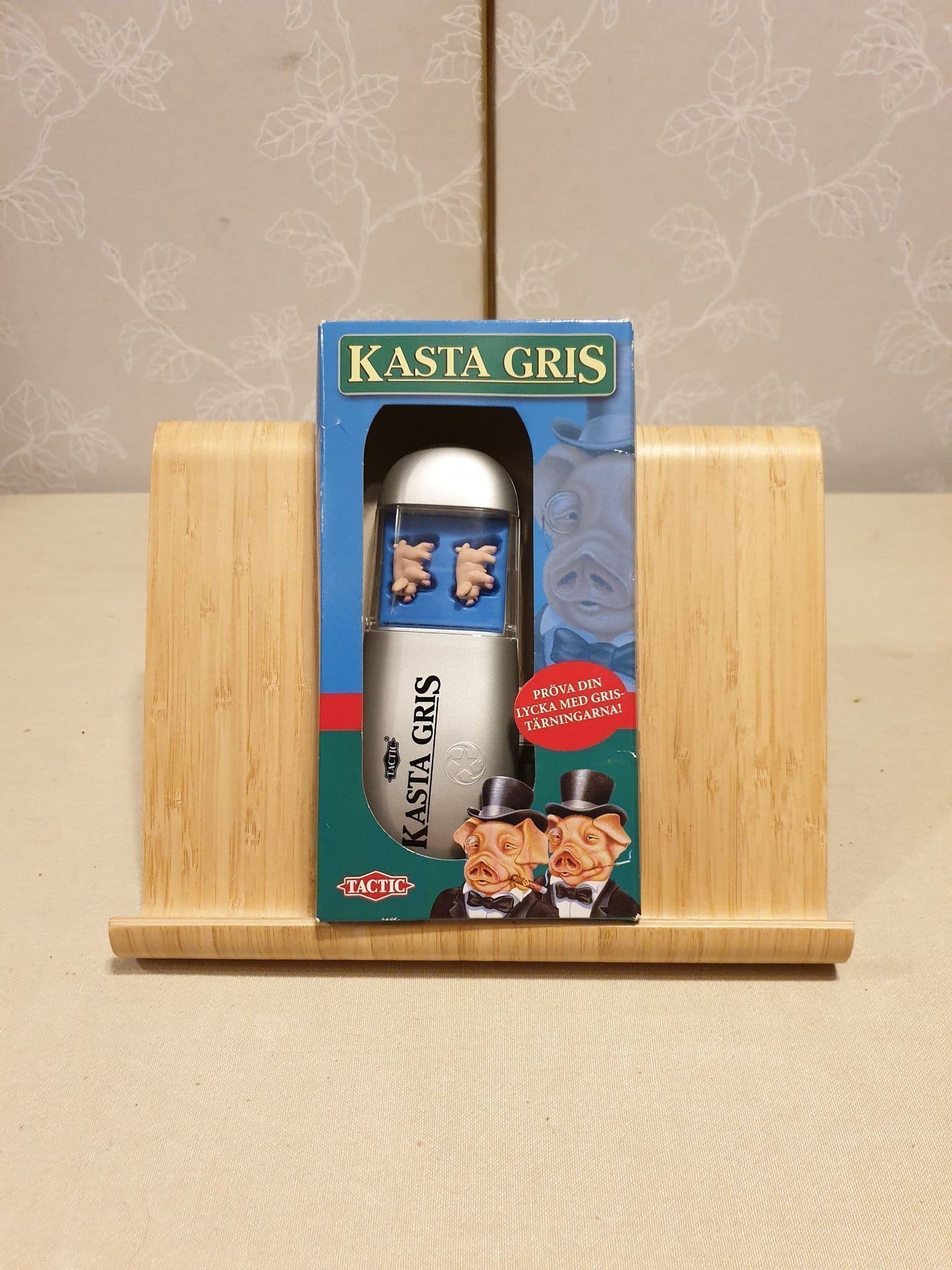Se produkter som liknar Kasta Gris - Komplett på Tradera (699799666)