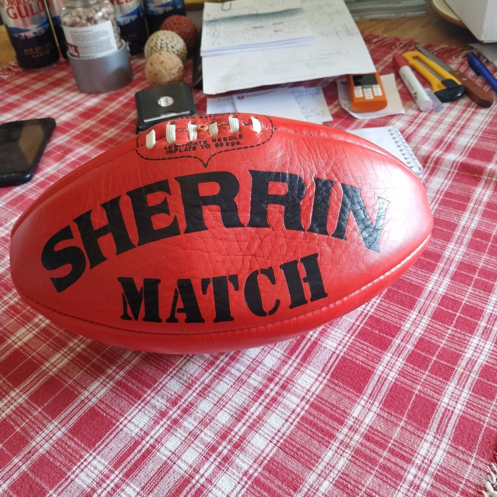 Sherrin Match Australian Football | Köp på Tradera (706769793)