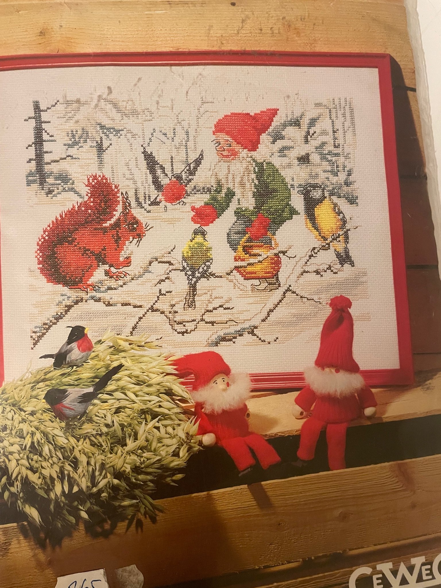Broderi Tavla med julmotiv Tomte Vinter Cewec V.. | Köp på Tradera ...