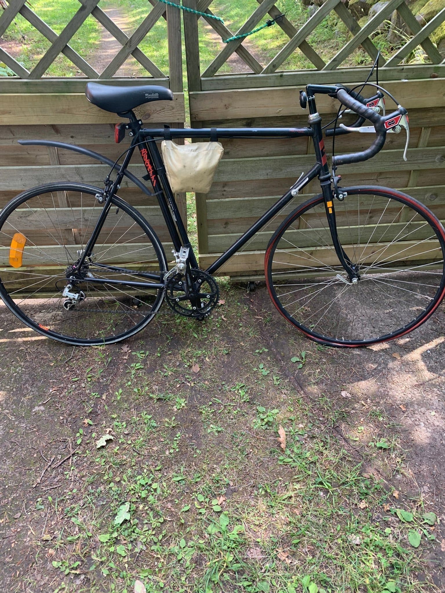 Se produkter som liknar Bugatti PRO X 600 Racer Cykel på Tradera ...