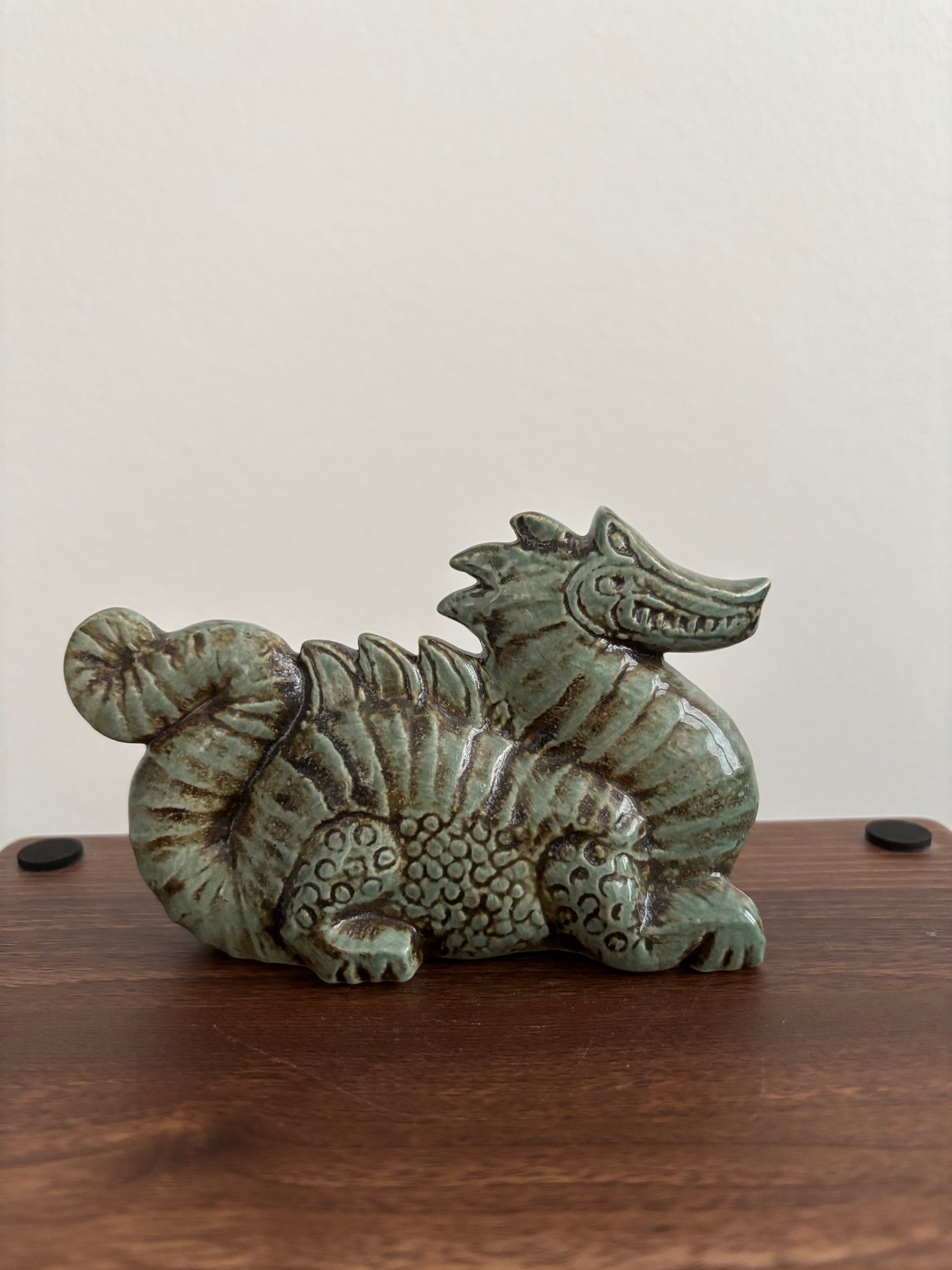 Se produkter som liknar LISA LARSON, drake, märkt LiS.. på Tradera ...