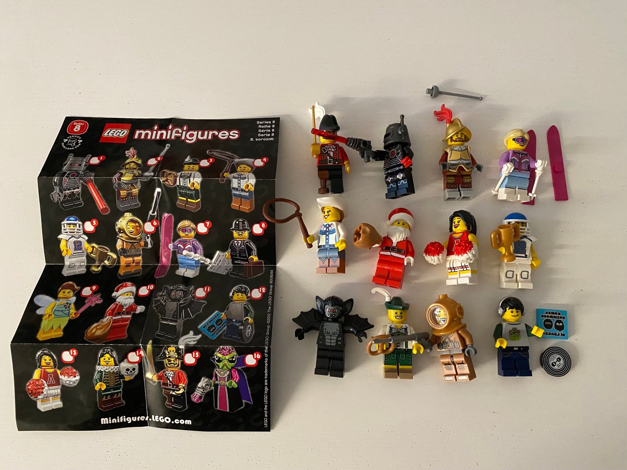 Lego Minifigurer från CMF Serie 8 - (12 st figu.. | Köp på Tradera ...