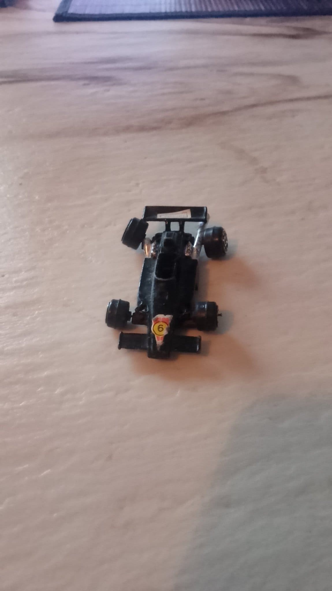 Se produkter som liknar Leksaksbil Formel 1 på Tradera (695430897)