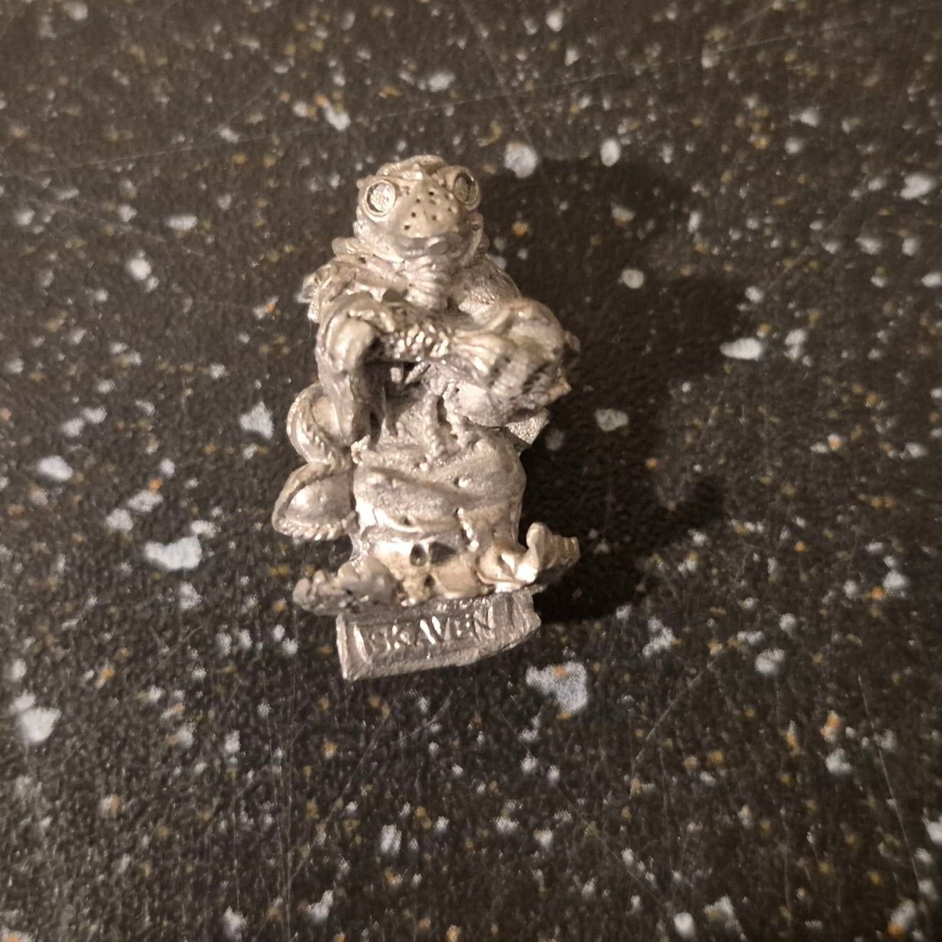 Warhammer Skaven Poison Wind Globadier 3rd edit.. | Köp på Tradera ...