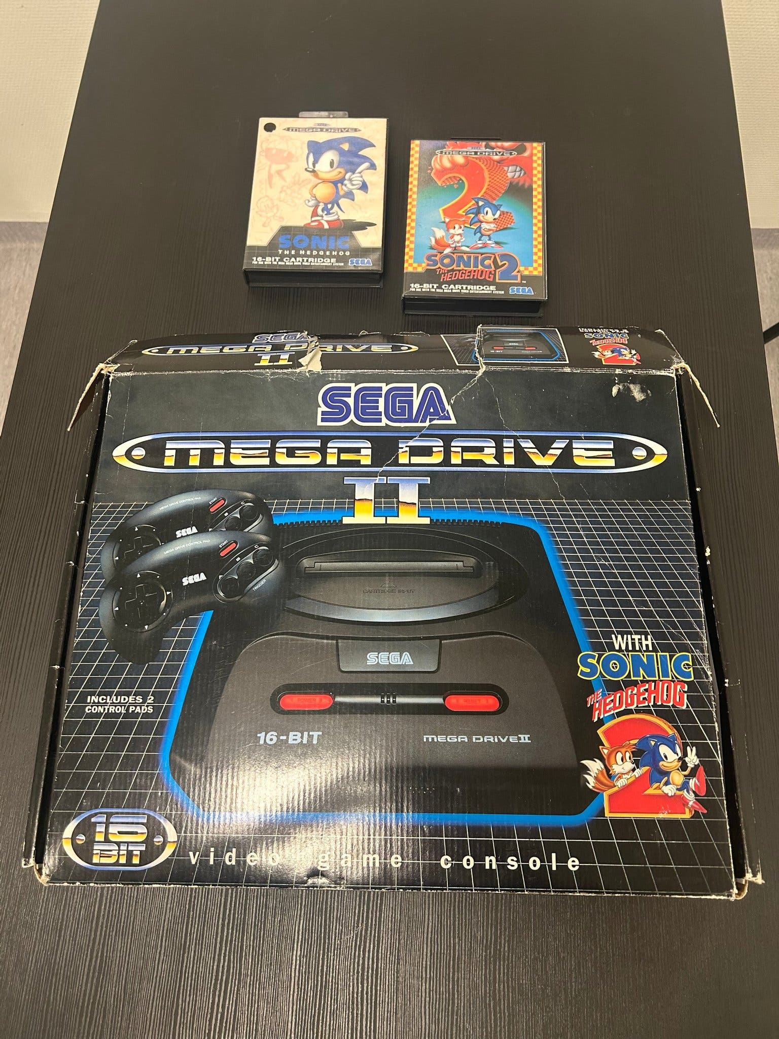 Sega Mega Drive II med Sonic the Hedgehog och S.. | Köp på Tradera ...