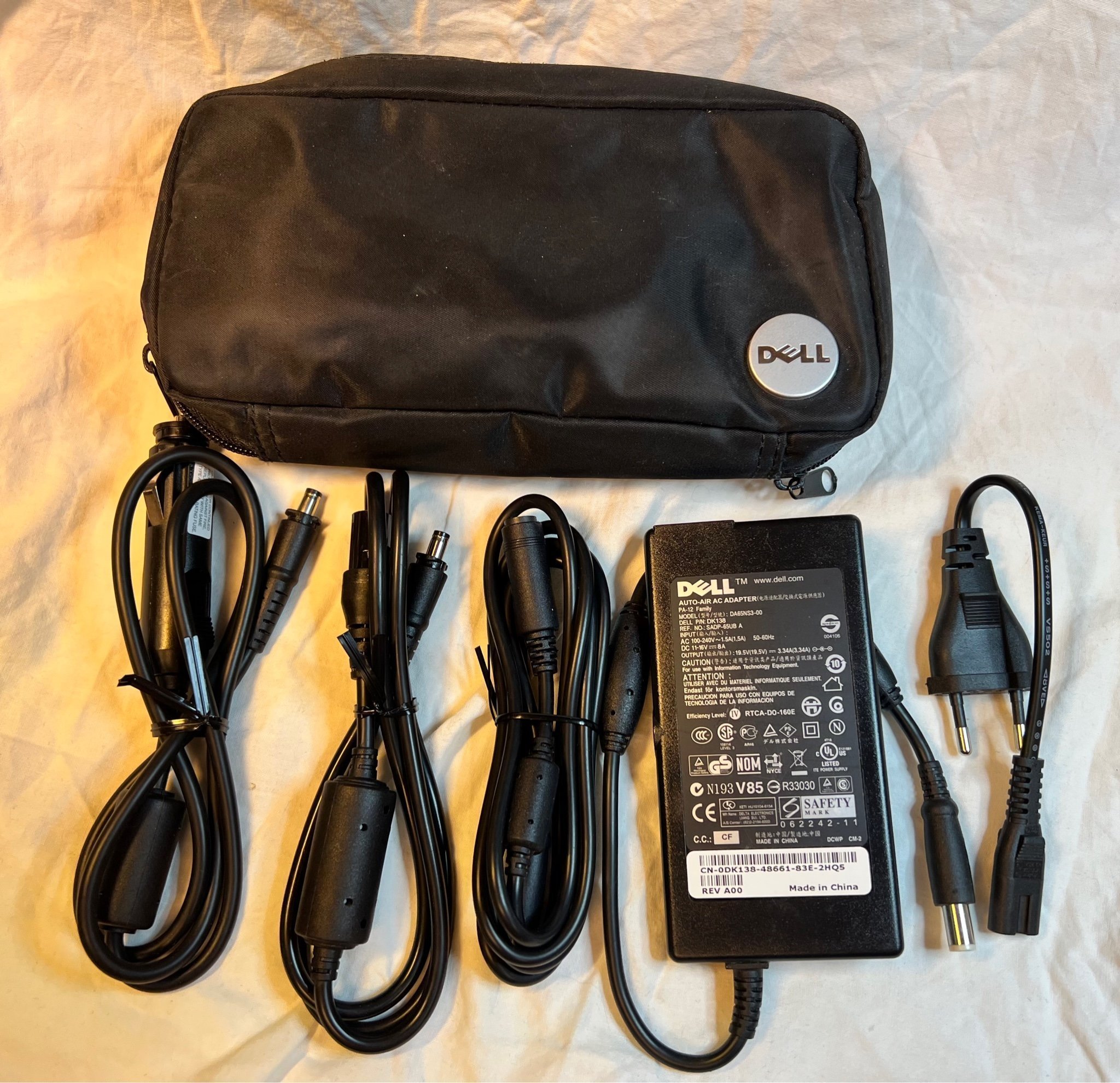 Dell Auto-Air AC Adapter DA65NS3-00, travel ada.. | Köp på Tradera ...