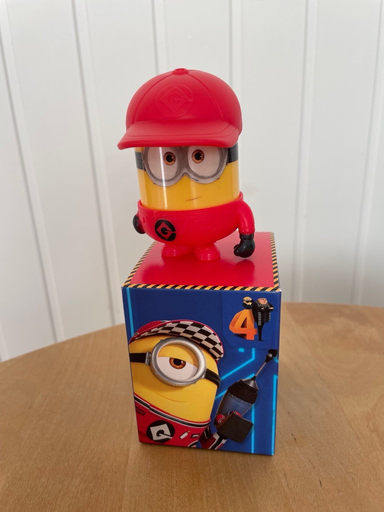 Minions Figur - Minions 4 Dumma mej McDonalds H.. | Köp på Tradera ...