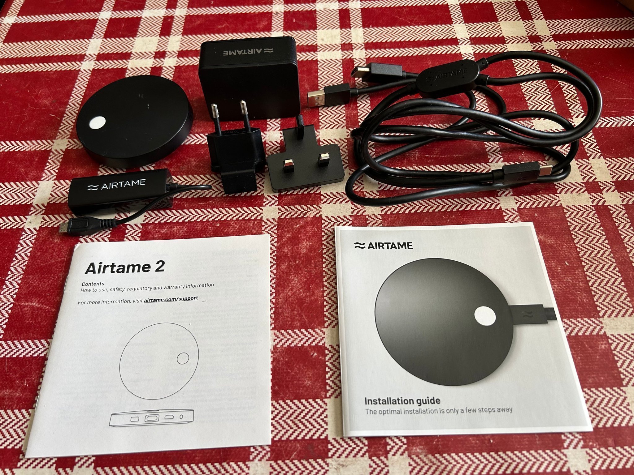 Airtame 2 Wireless Presenter HDMI och Airtame E.. | Köp på Tradera ...