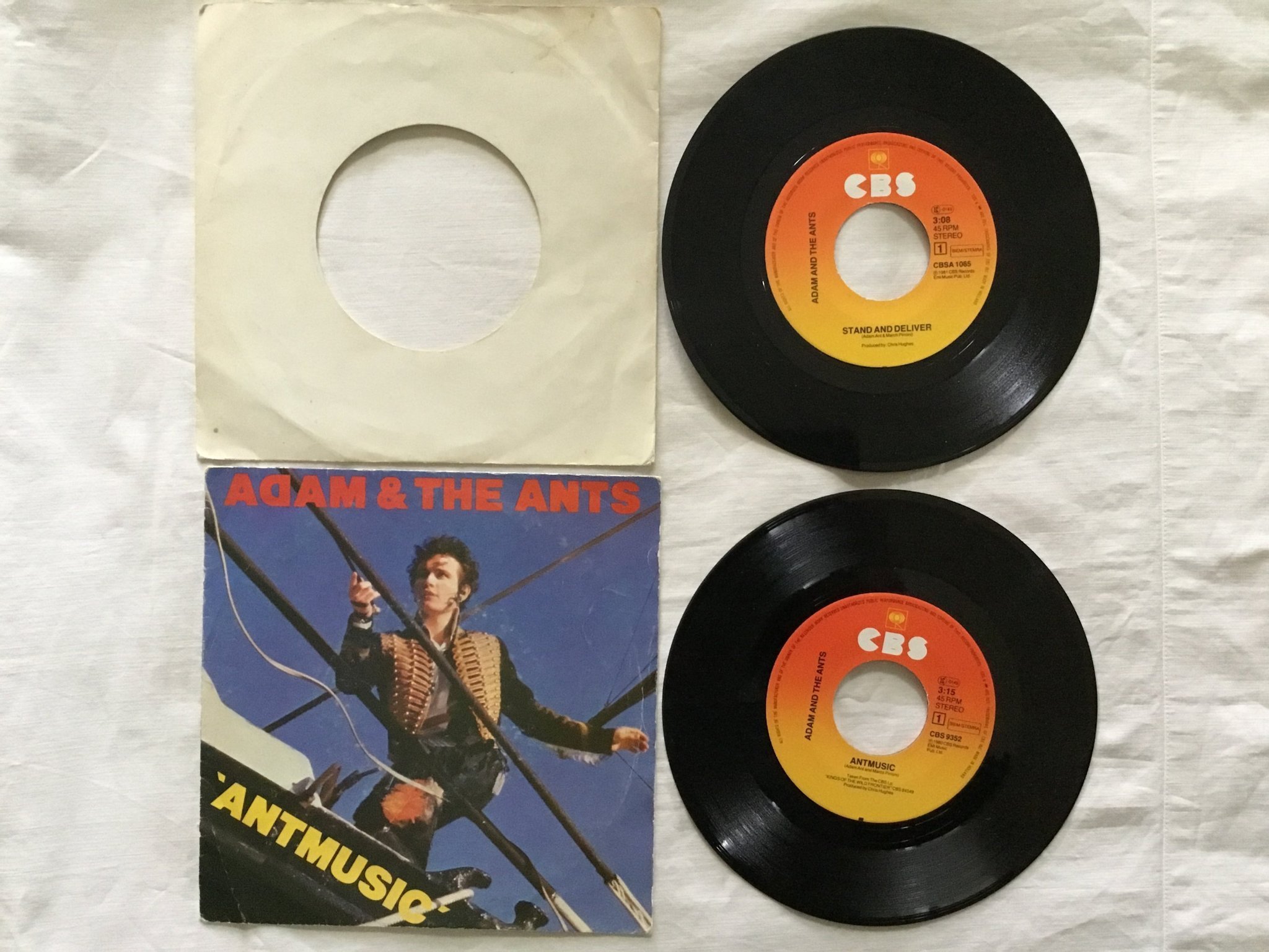 Adam & The Ants - 2 singlar Stand And Deliver /.. | Köp på Tradera ...
