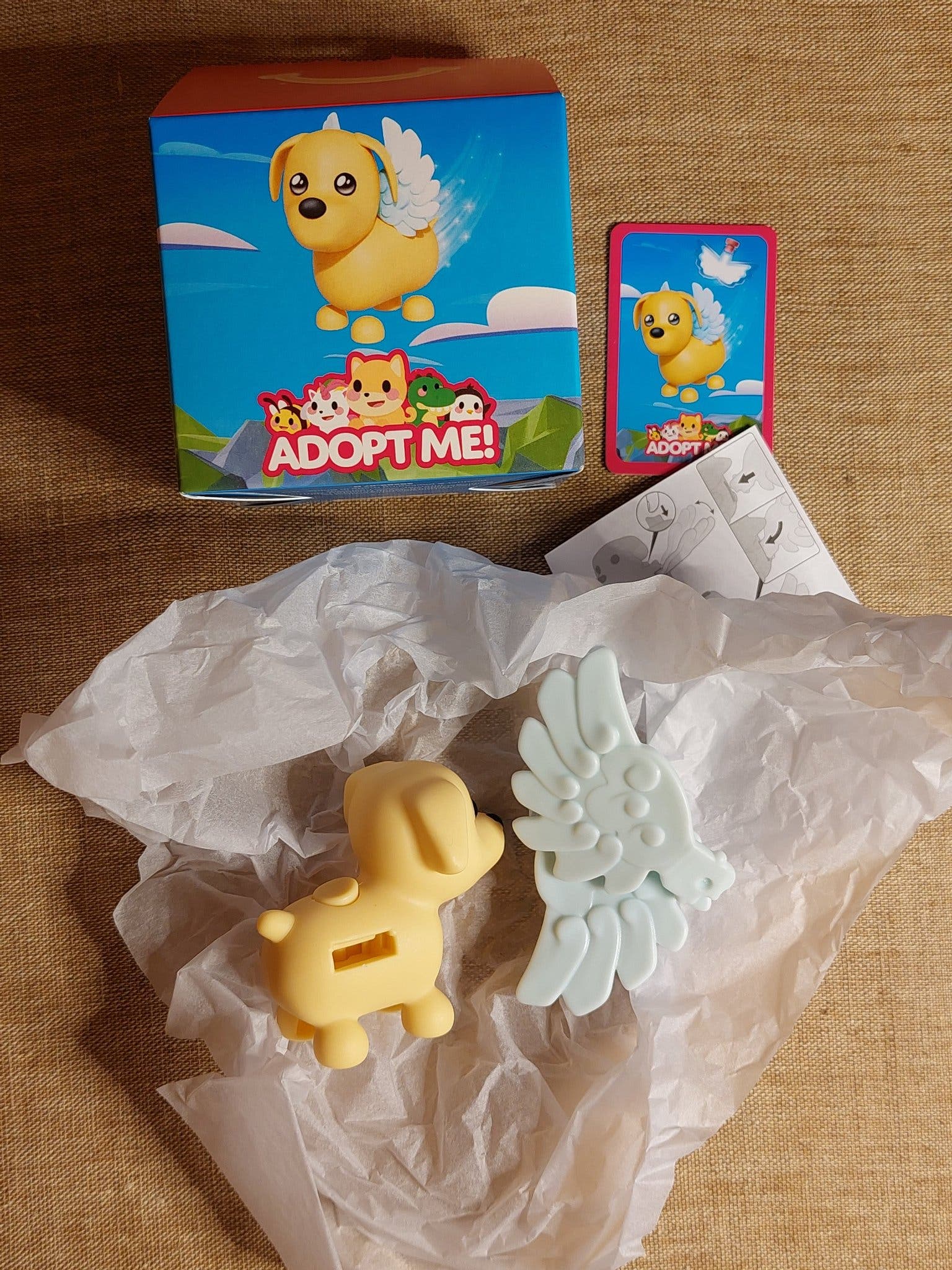 Adopt Me! - Flygande Hund Figur - McDonald's Ha.. | Köp på Tradera ...