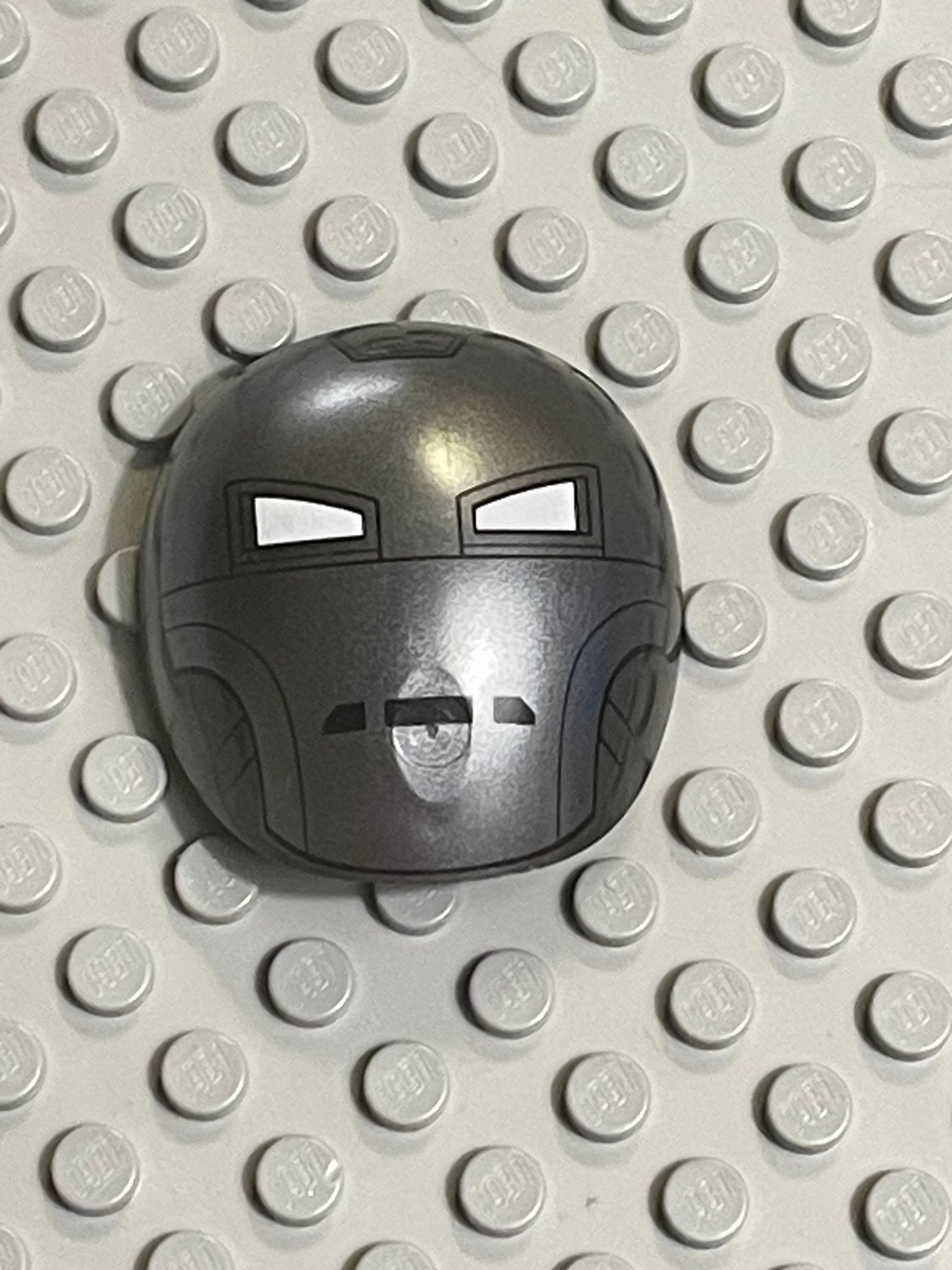 Pearl Dark Gray Large Figure Armor, Round, Smoo.. | Köp på Tradera ...