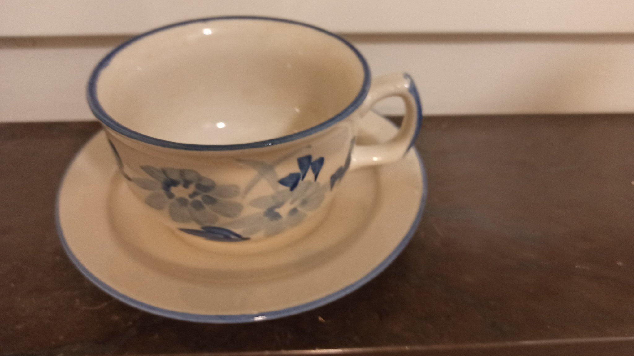 KINESISK KOPP MED FAT,HÖJD 8,2 CM, DIAM. 16,5 C.. | Köp på Tradera ...