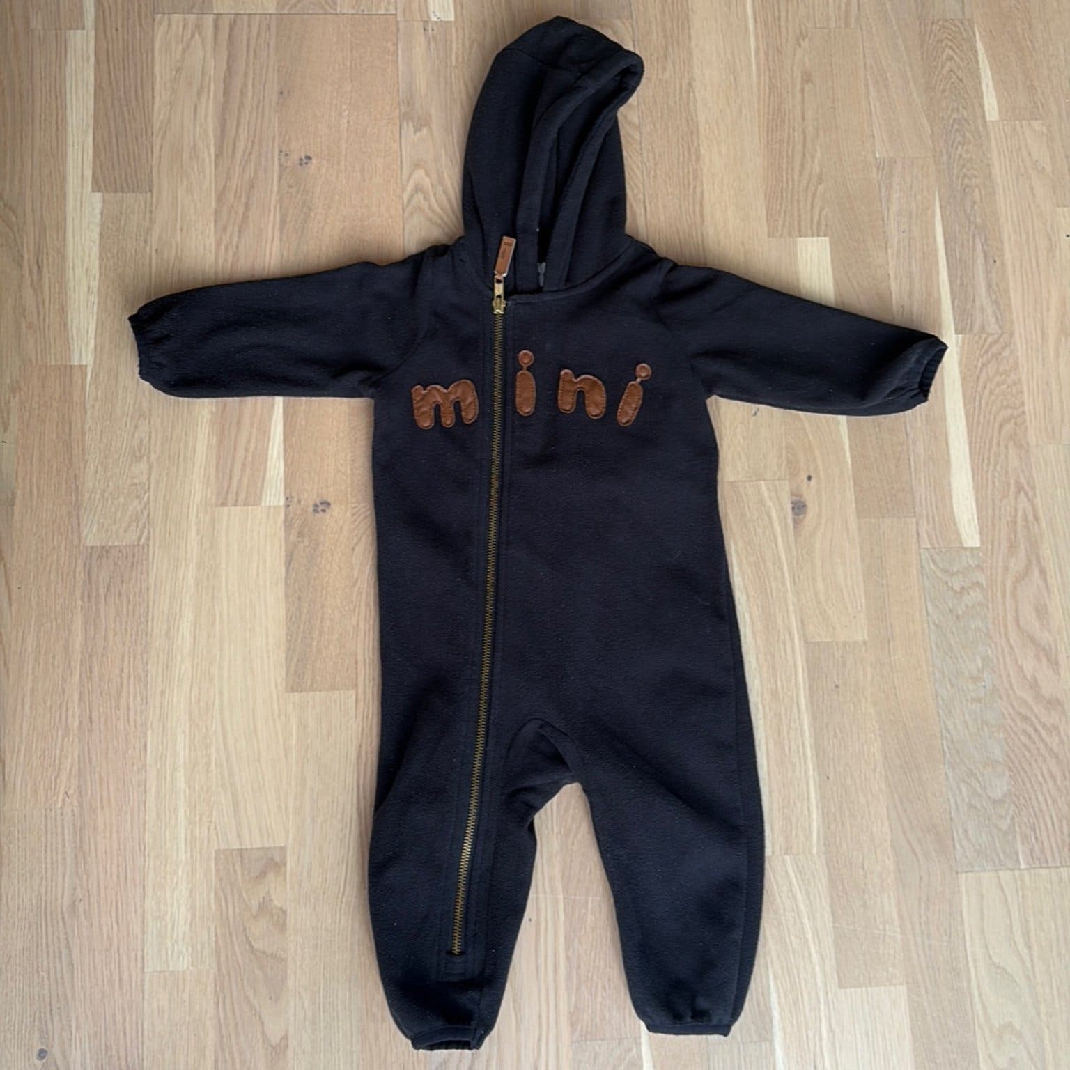 Mini Rodini fleece overall, storlek 68/74 | Köp på Tradera (699574967)