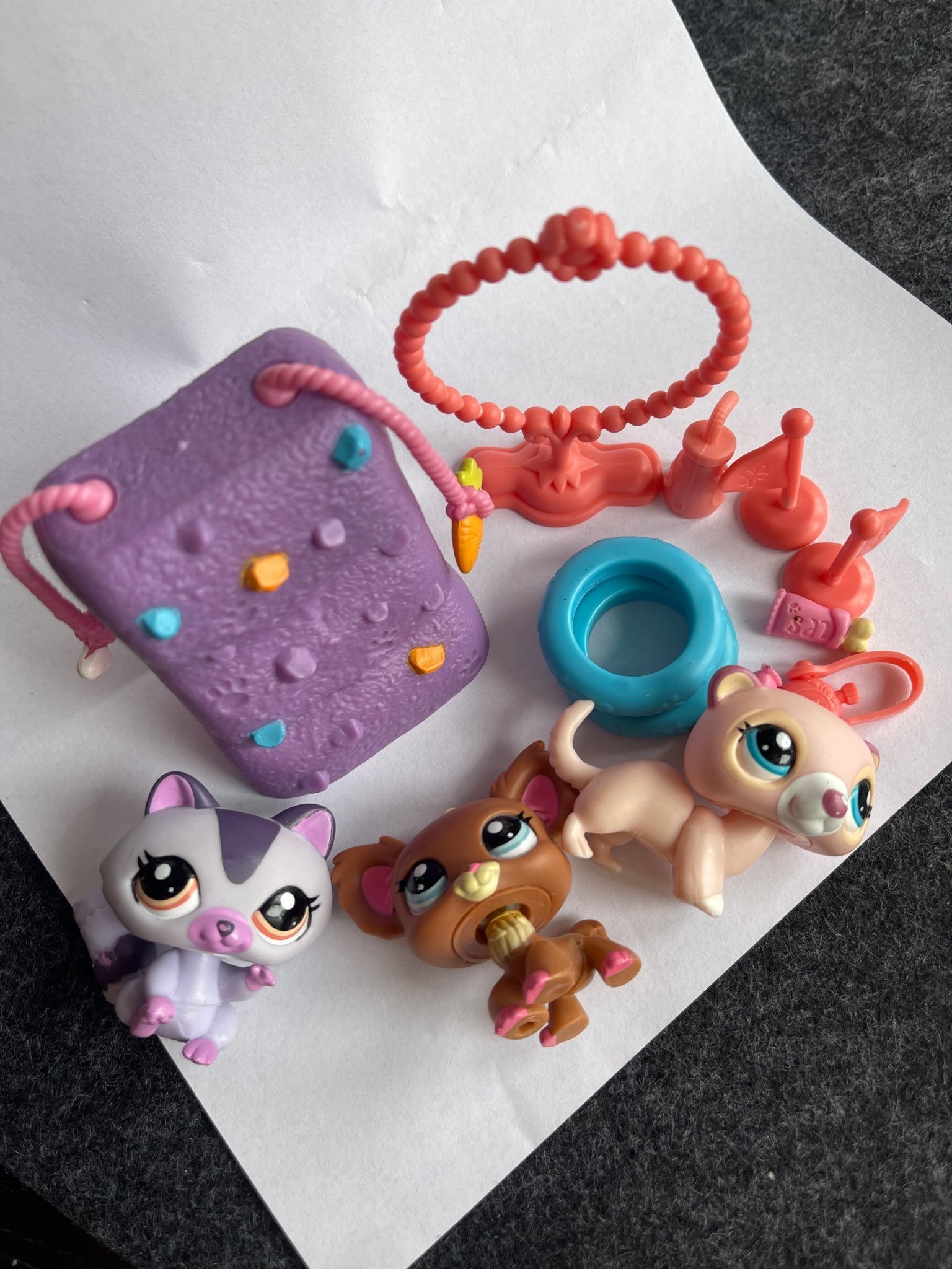 Se produkter som liknar LPS Littlest Pet Shop ”Bigges.. på Tradera ...