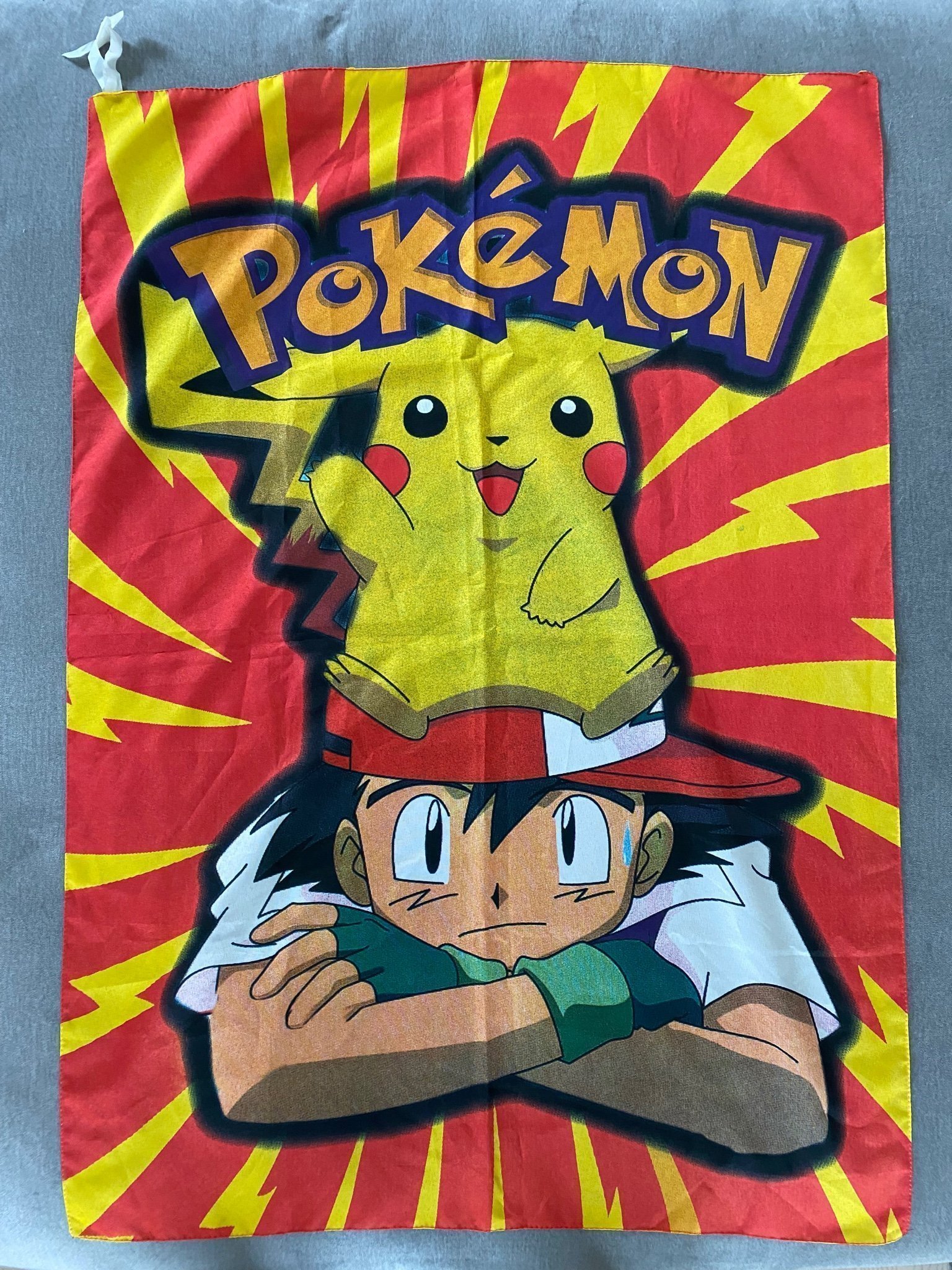 Se produkter som liknar Pokémon Flag / Flagga Vintage.. på Tradera ...