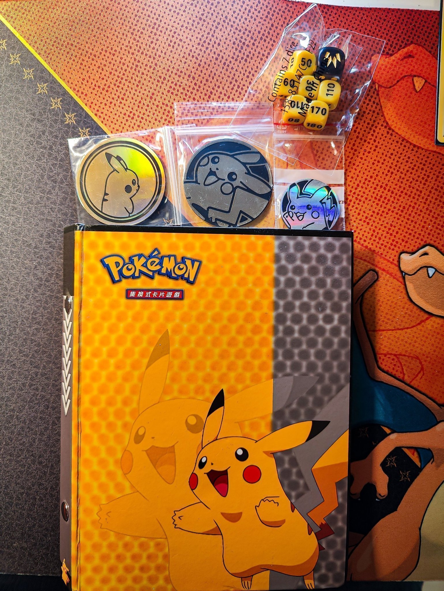 Pokemon Pikachu/Raichu Collection With Folder, .. | Köp på Tradera ...