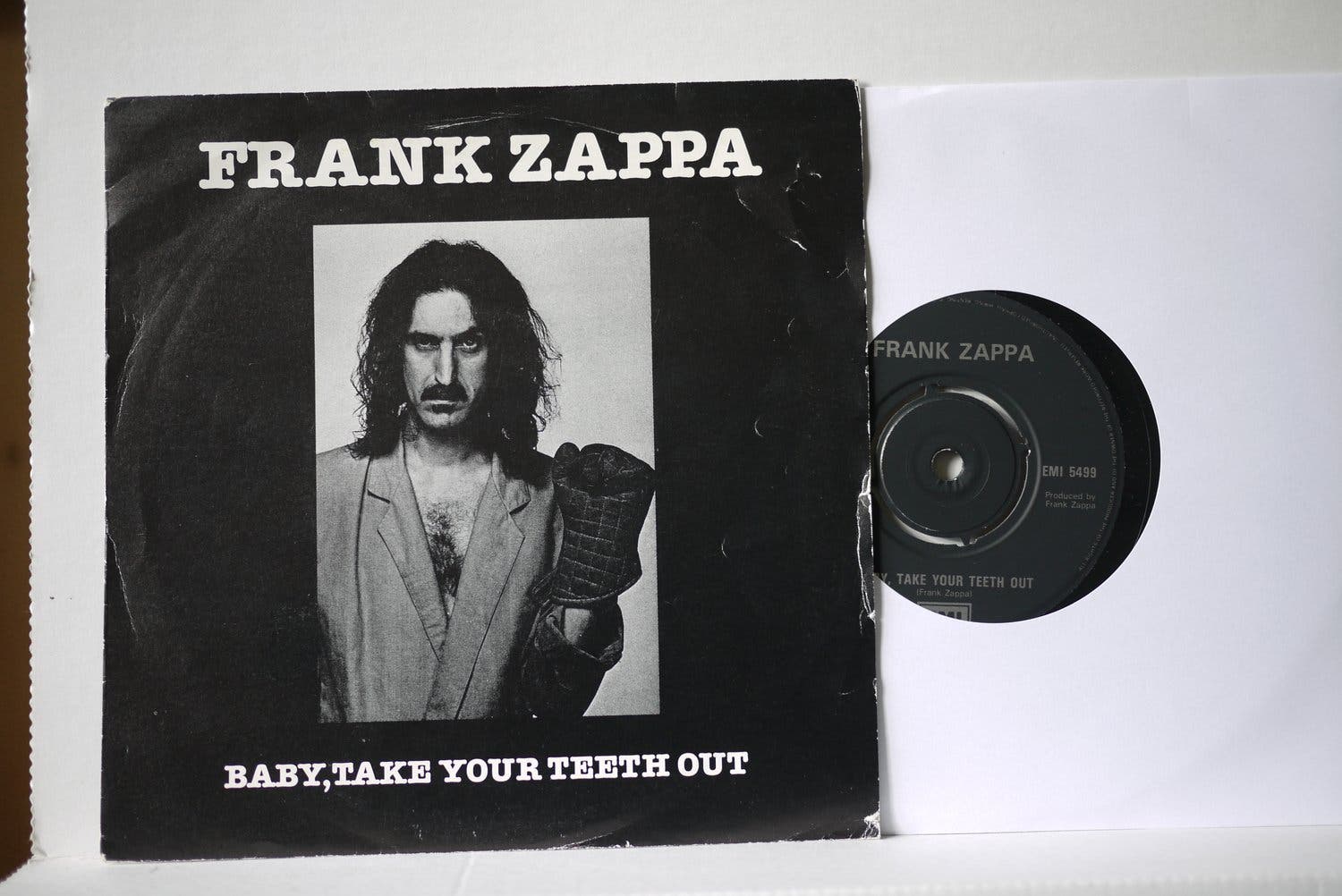 Frank Zappa - Baby, Take Your Teeth Out 7" 1984 | Köp på Tradera ...