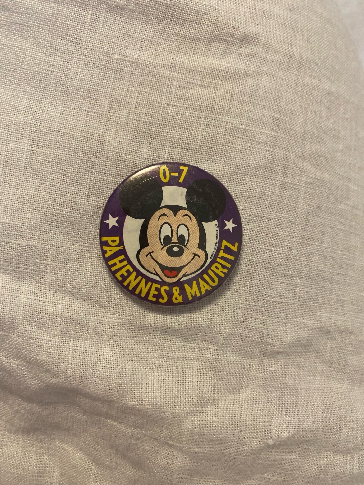 Vintage Mickey Mouse knapp brosch | Köp på Tradera (707137681)