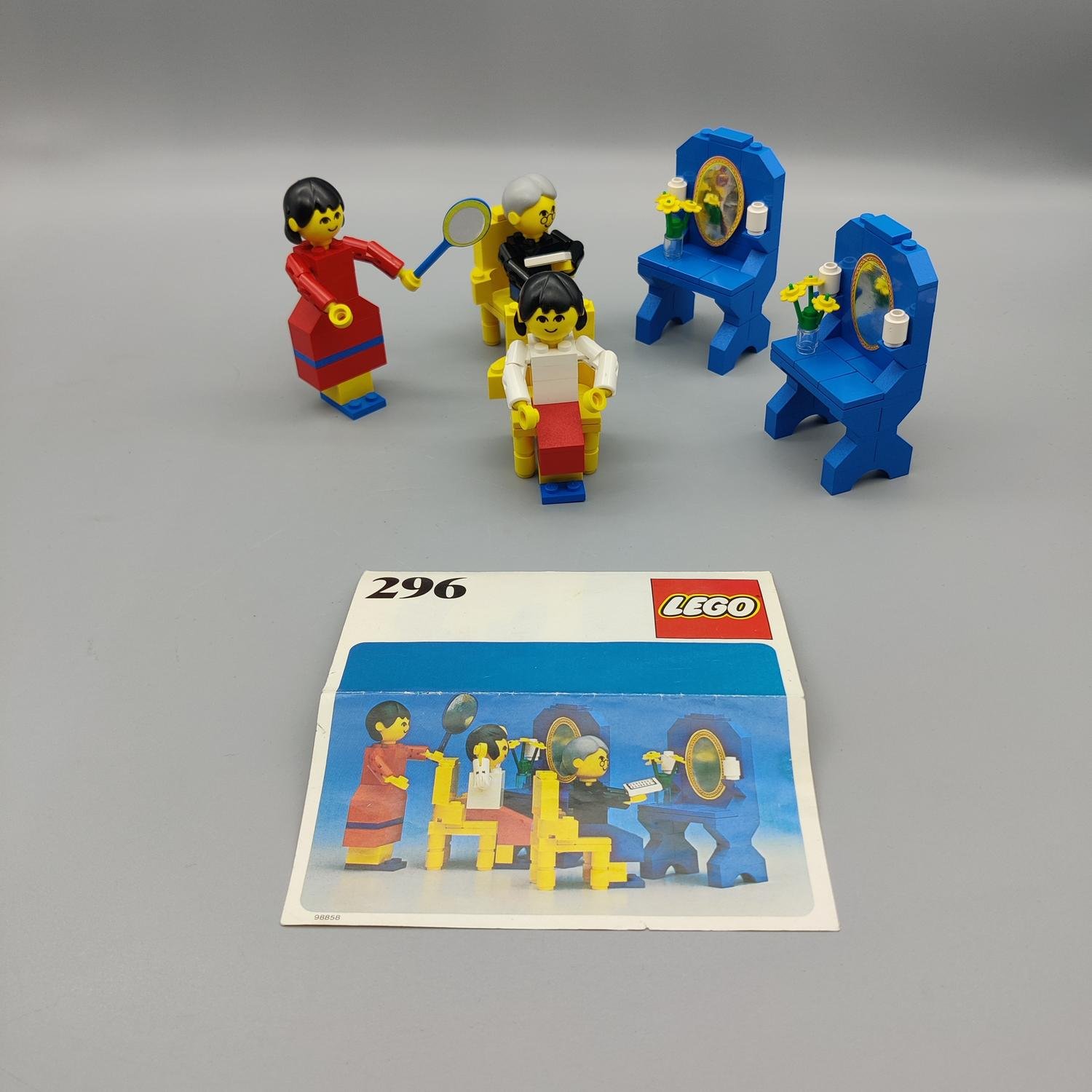 Lego 296 - Homemaker Ladies.. | Köp från SakLetarHyllan på Tradera ...